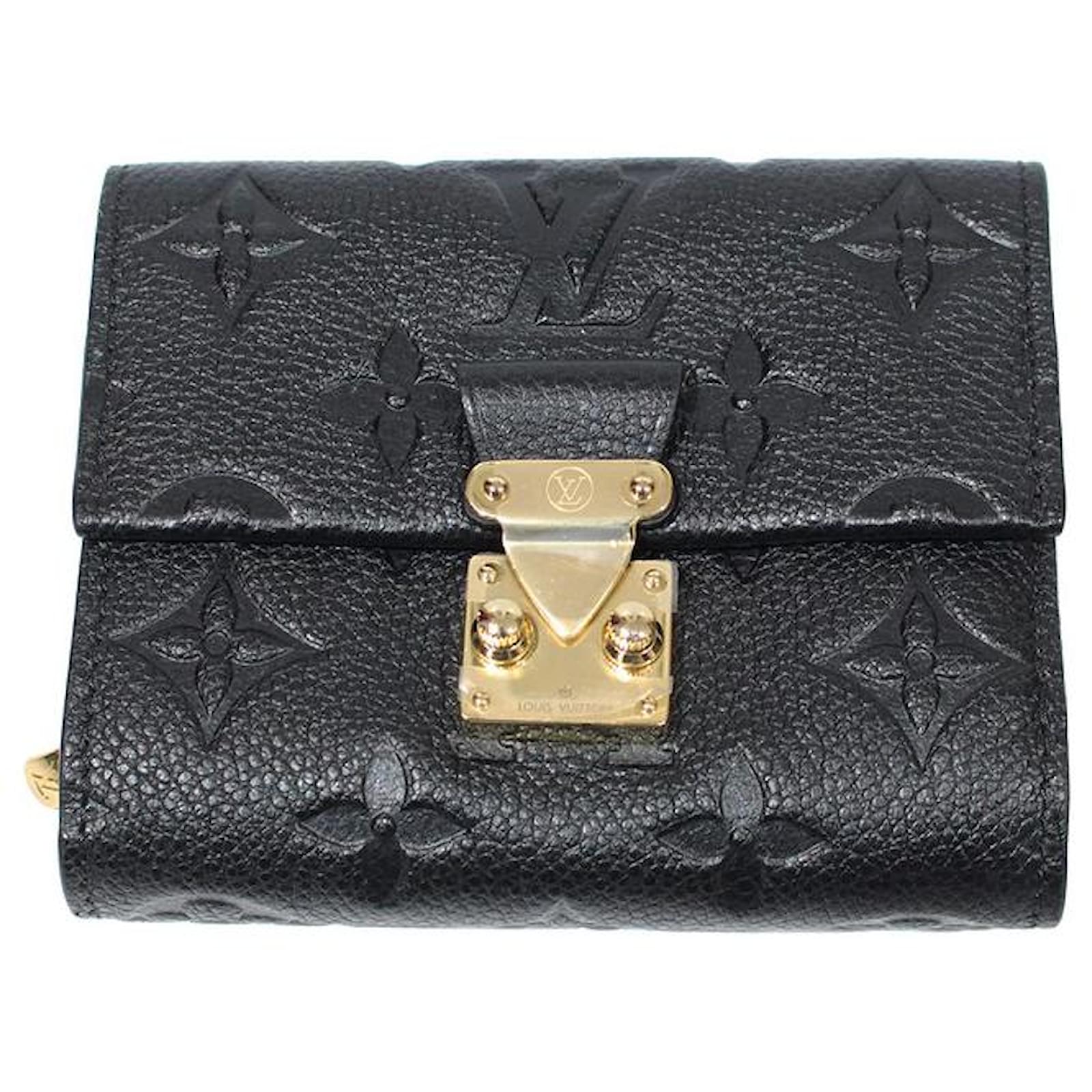 Louis Vuitton Wallets Black Leather ref.509303 - Joli Closet