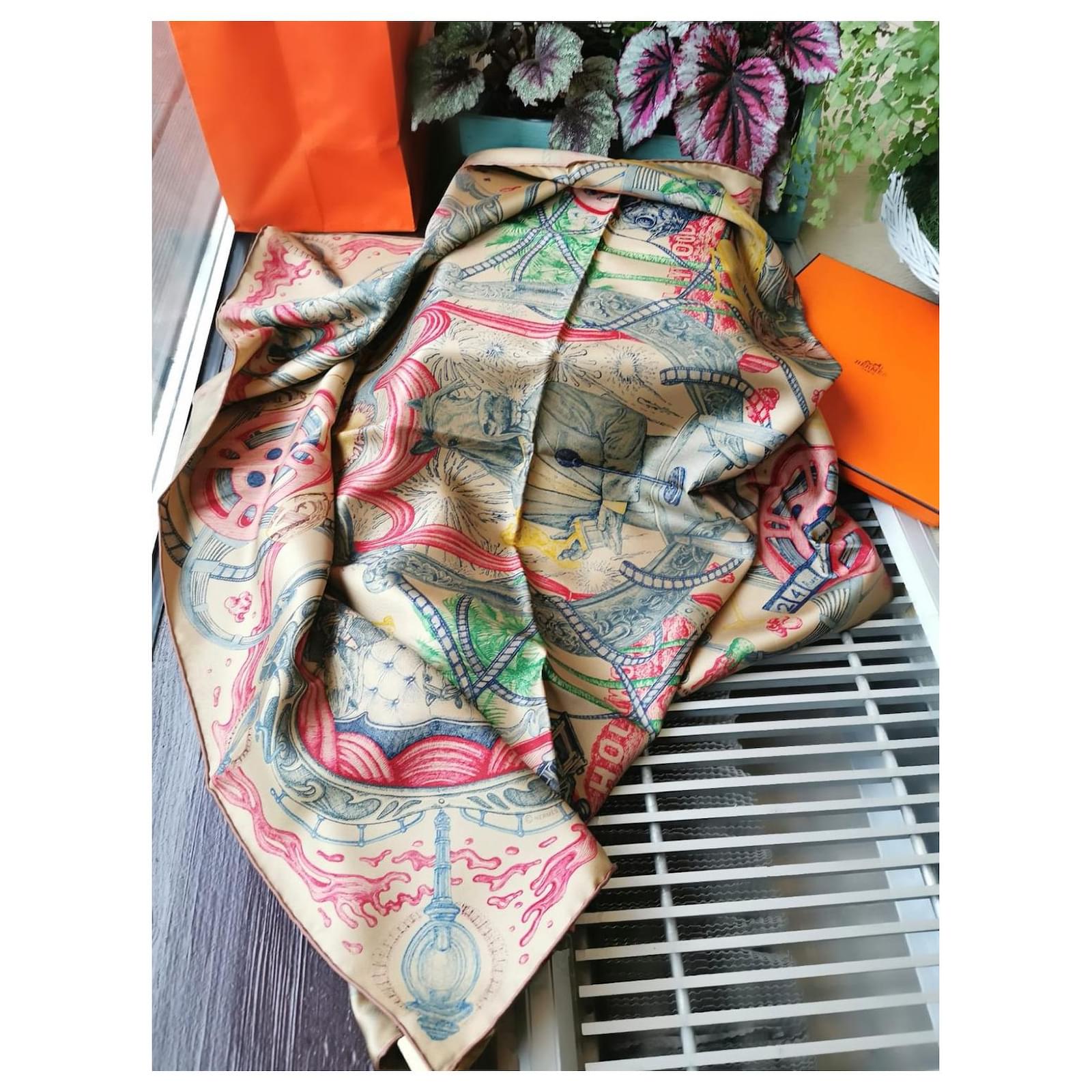 Hermès scarf Multiple colors Silk ref.512226 - Joli Closet