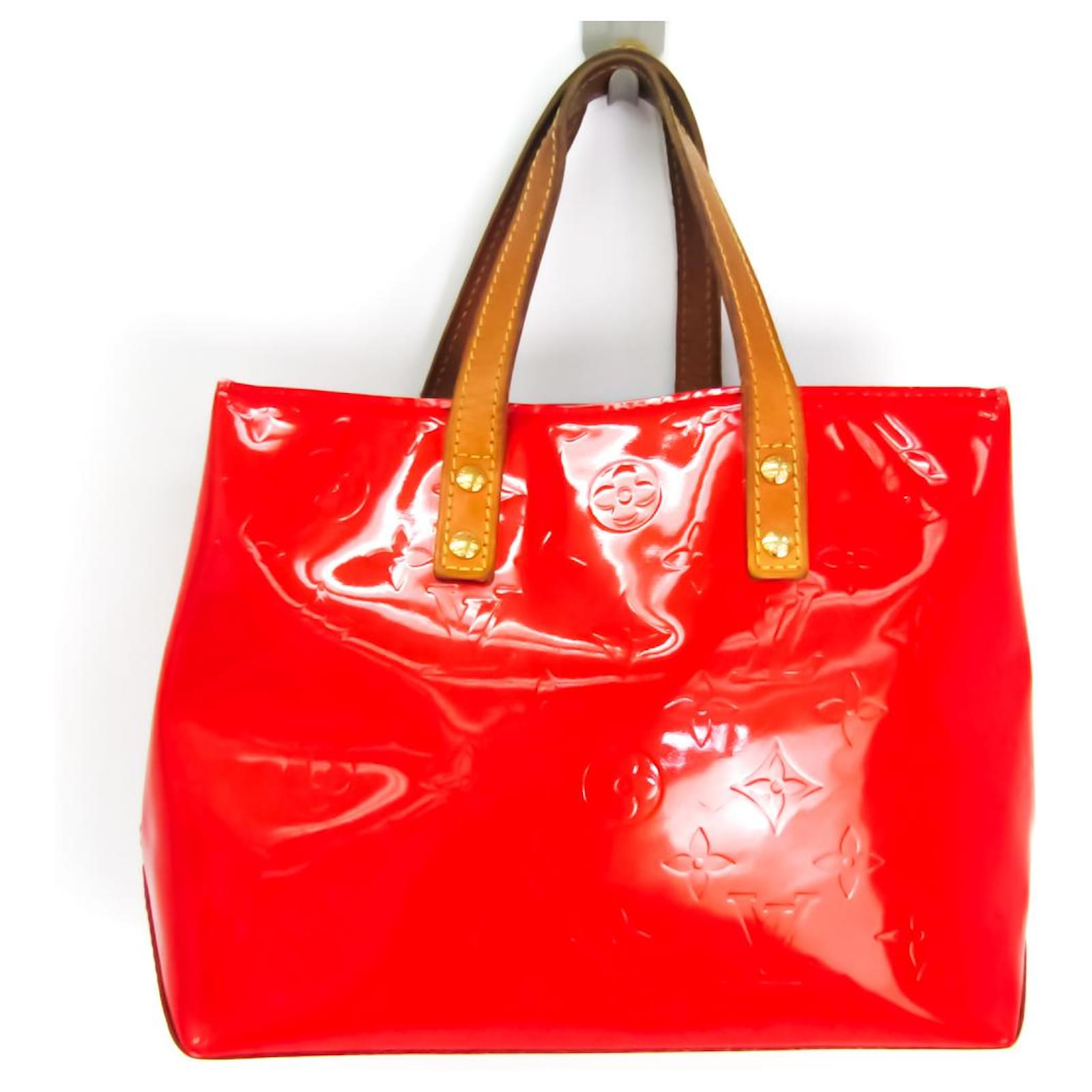 Louis Vuitton Reade Red Patent leather ref.521089 - Joli Closet