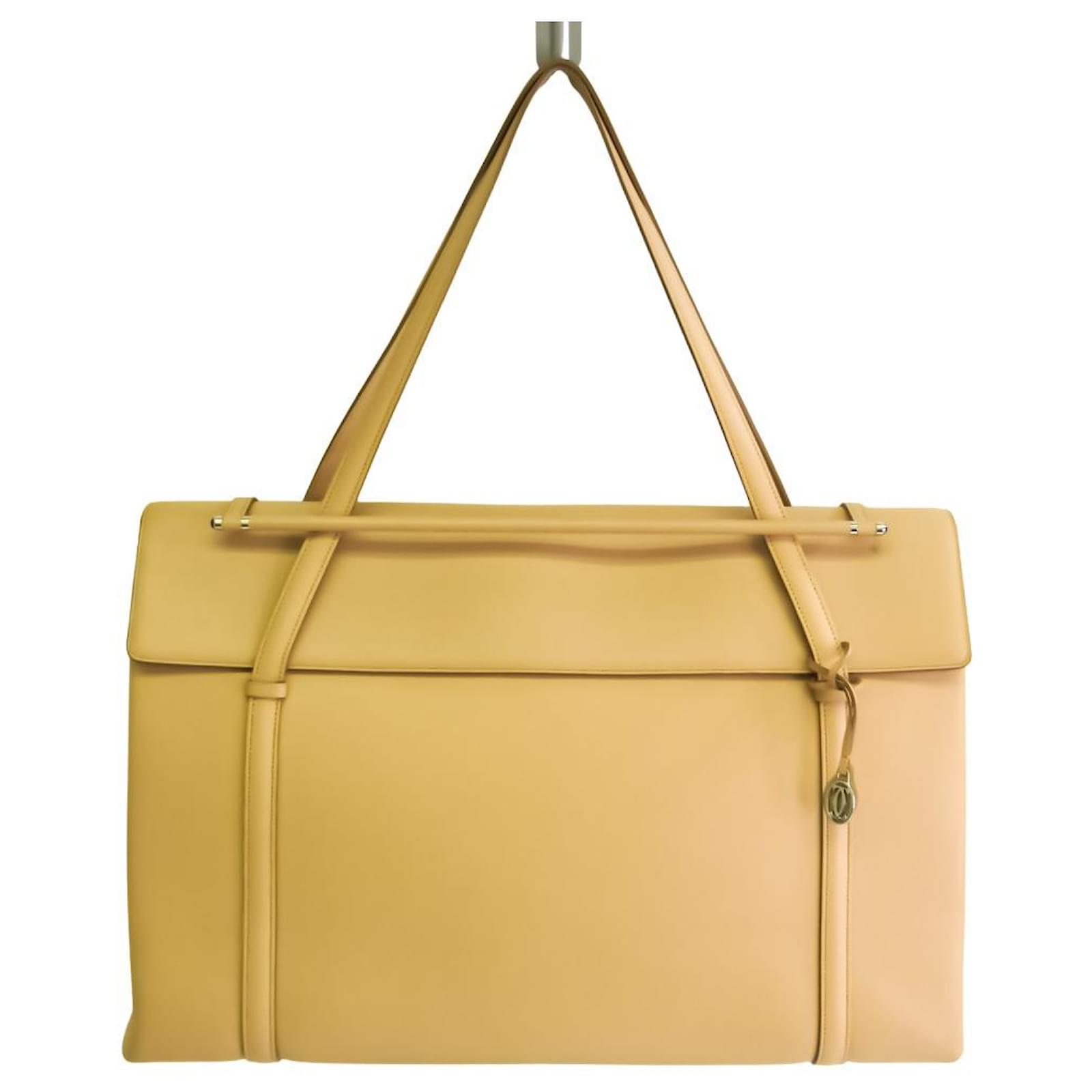 Cartier Cabochon Beige Leather ref.523044 - Joli Closet