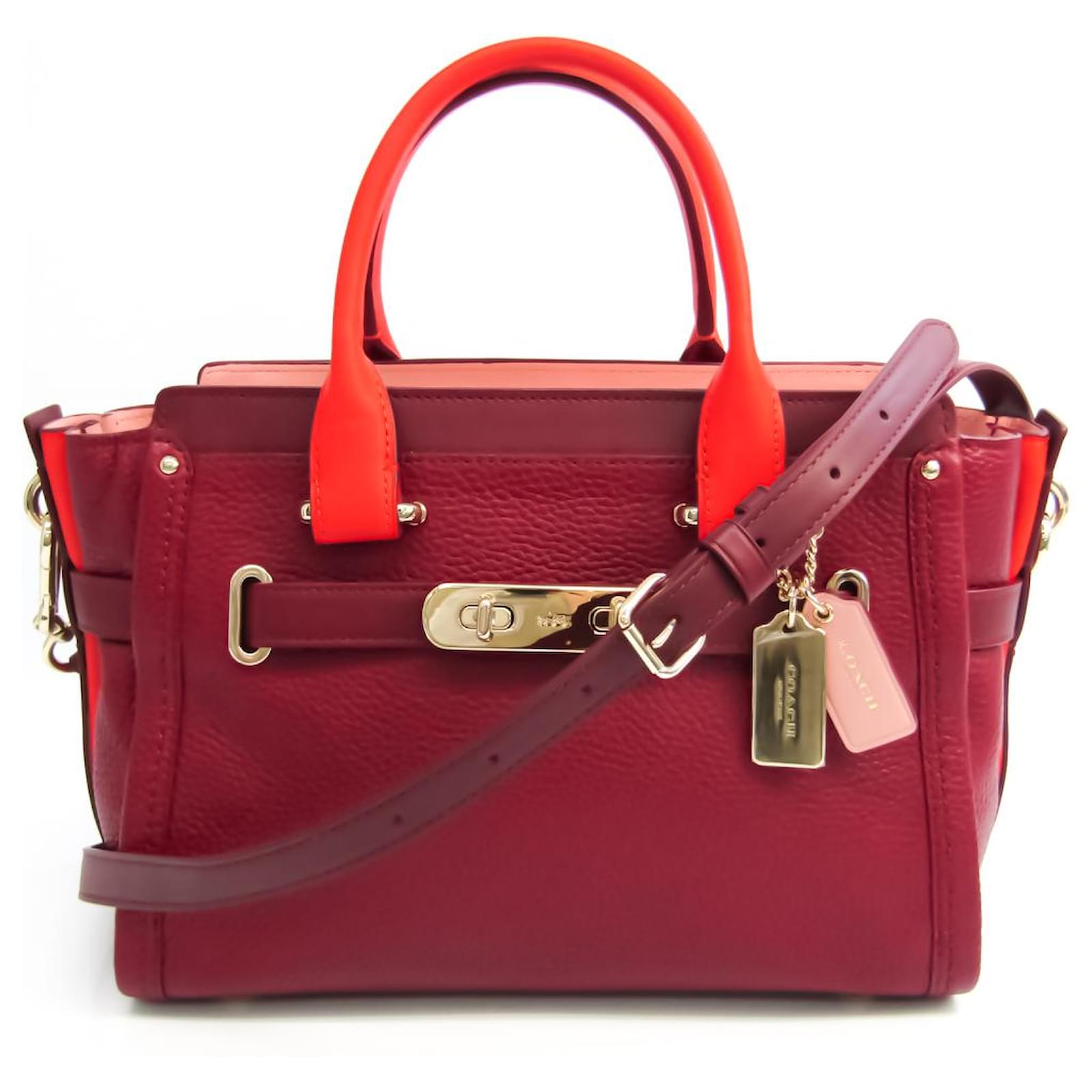 Coach Swagger Red Leather ref.546616 - Joli Closet