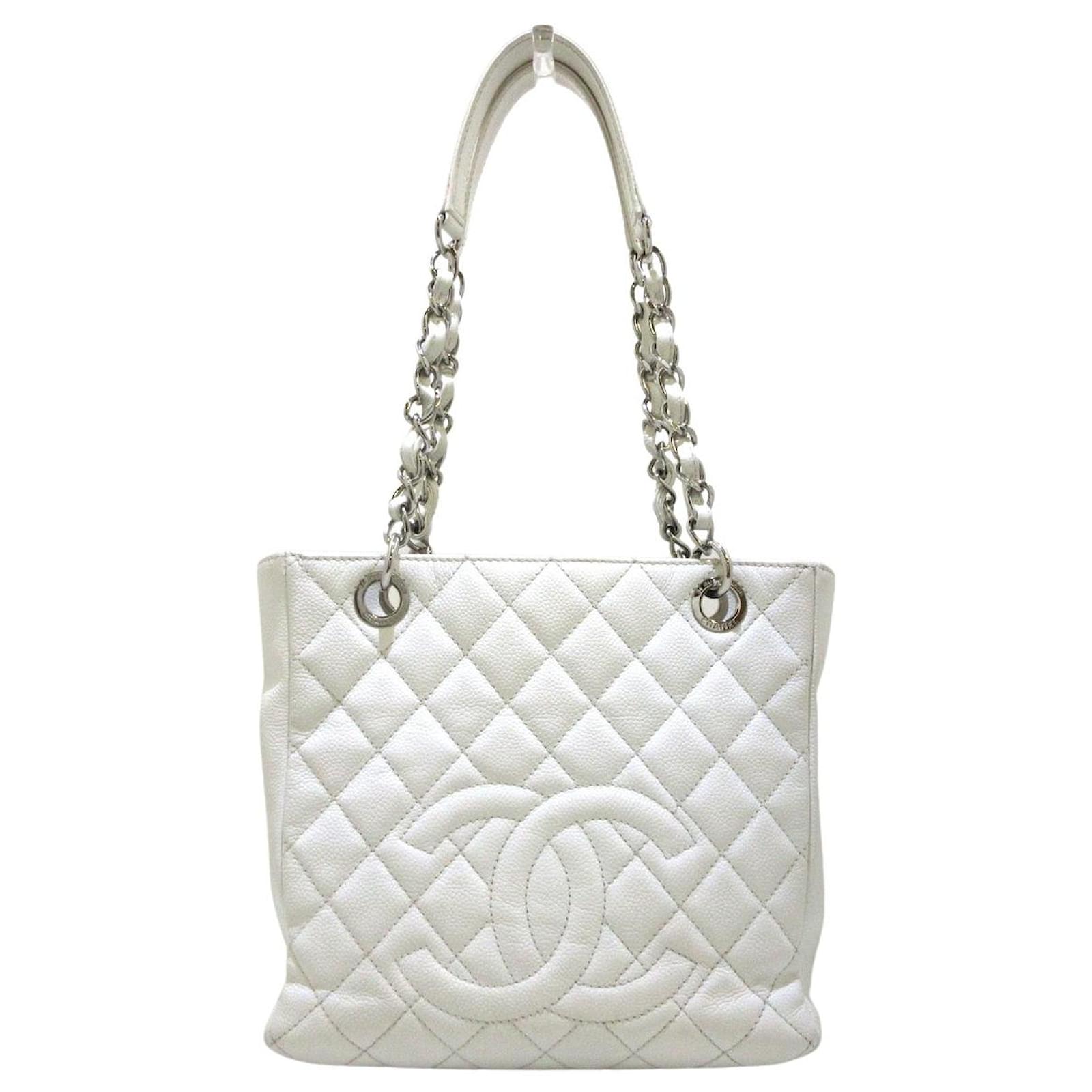 Chanel PST (Petite Shopping Tote) White Leather ref.557698 - Joli Closet