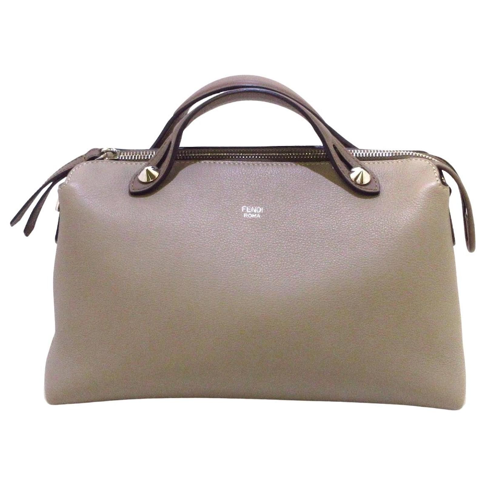 Fendi By The Way Grey Leather ref.561806 - Joli Closet