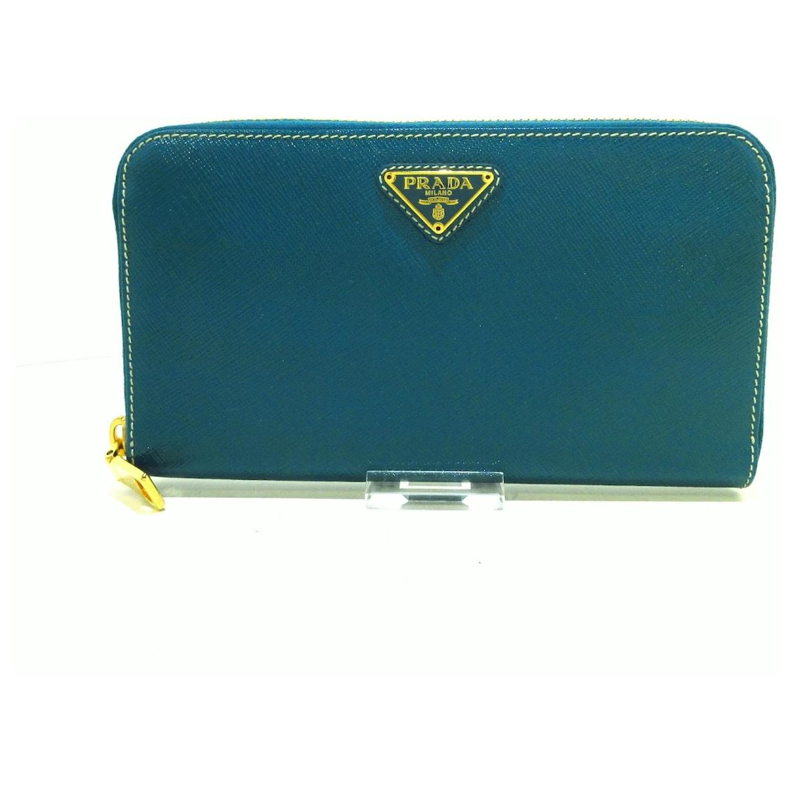 PRADA wallet Blue Leather ref.587624 - Joli Closet
