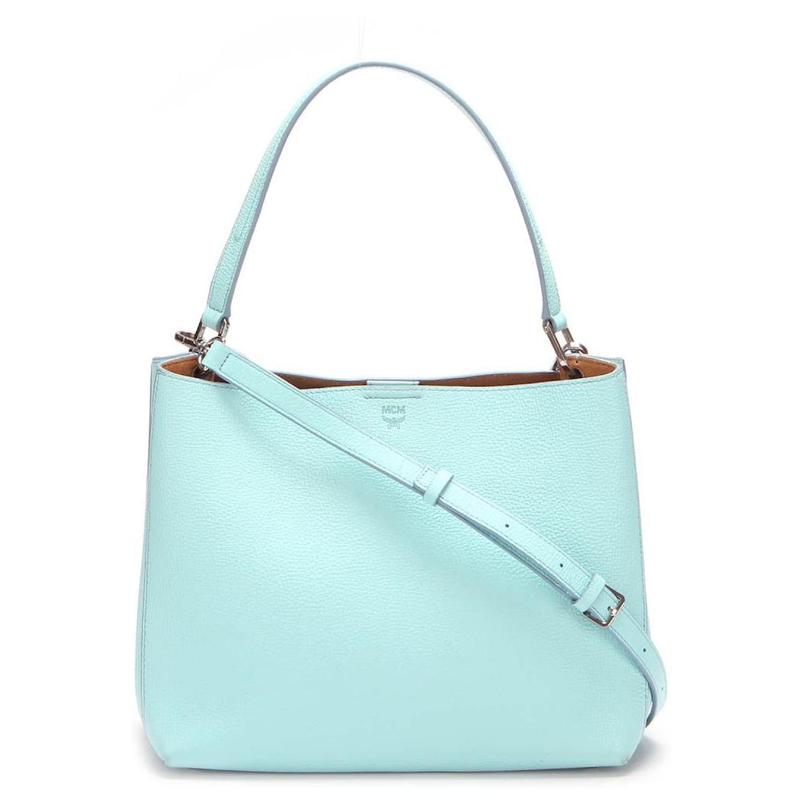 MCM Leather Two-Way Bag Green ref.593586 - Joli Closet