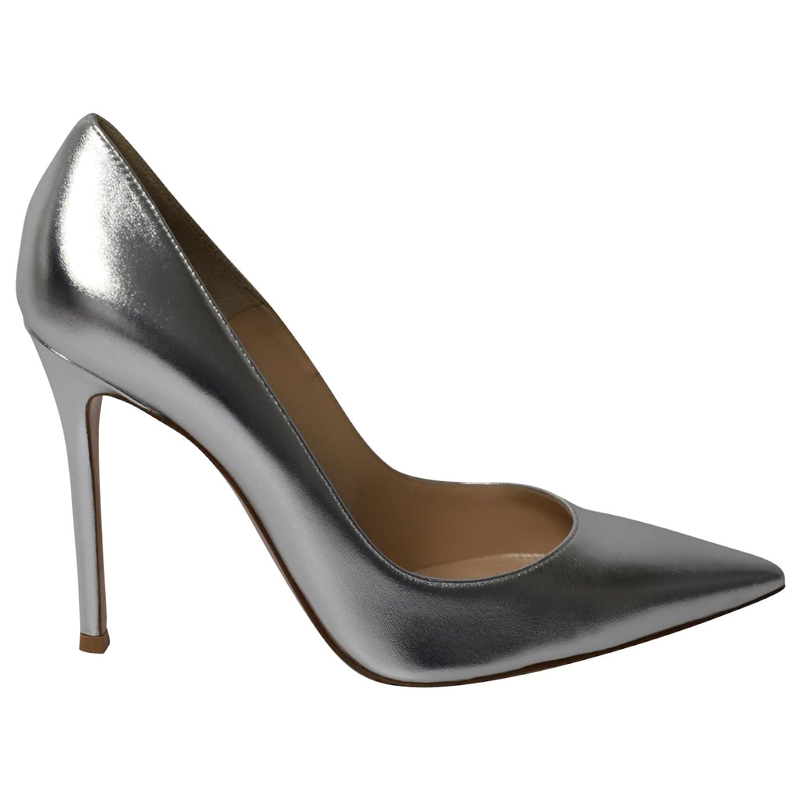 Gianvito Rossi Metallic High Heel Pumps in Silver Leather Silvery ref ...