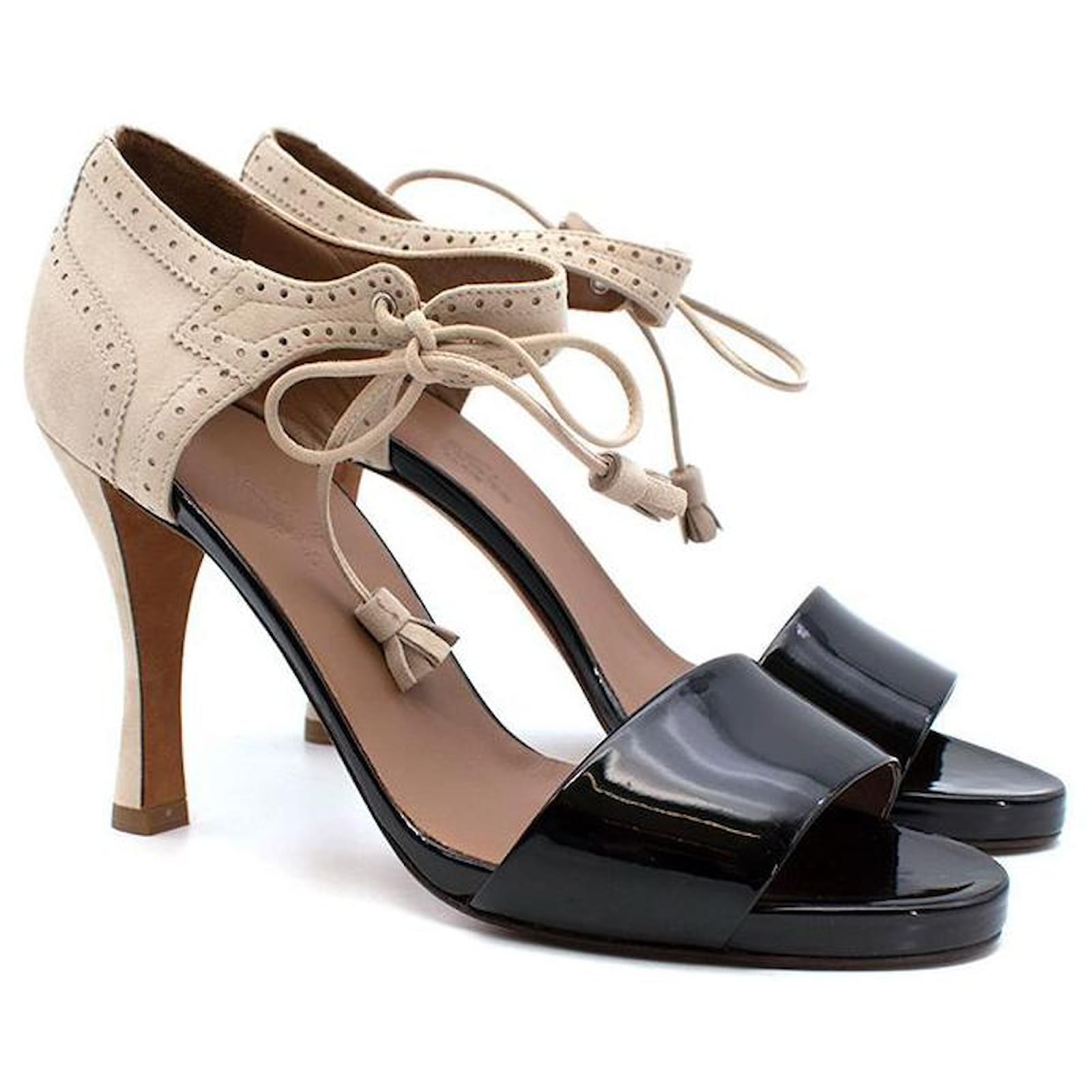 Hermès Bicolour suede & leather broguing heeled pumps Black ref.596468 ...