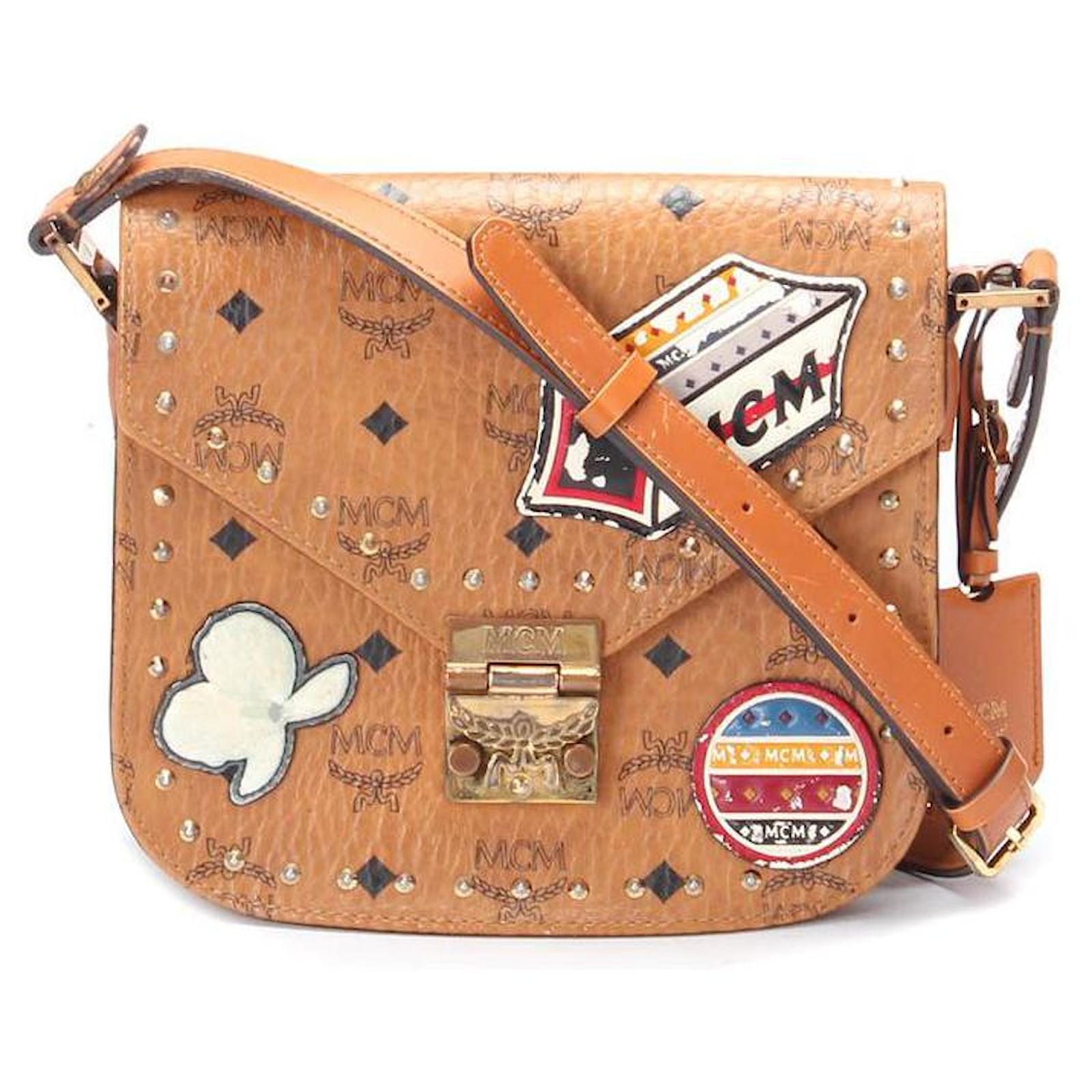 MCM Visetos Tracy Victory Patch Sac Toile Marron ref.600236 - Joli Closet