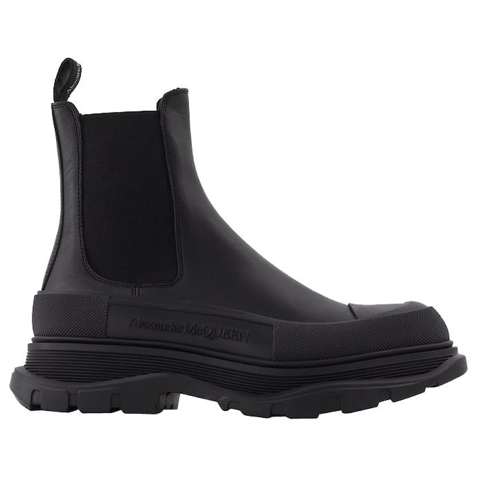 Alexander Mcqueen Tread Slick Boots in Black Leather ref.602563 - Joli ...