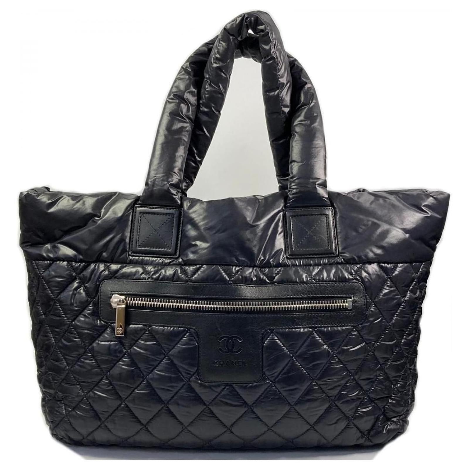 Chanel Large Coco Cocoon Tote Black Nylon ref.603002 - Joli Closet
