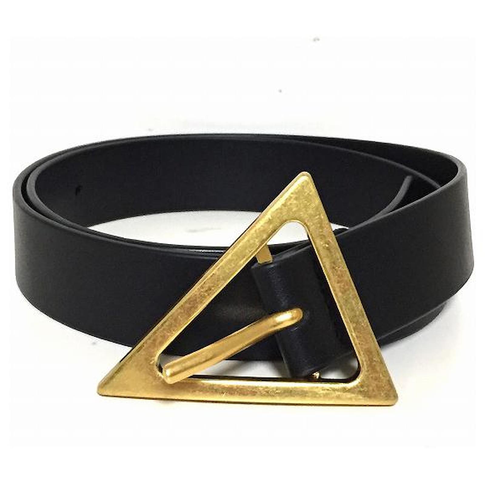 Bottega Veneta Triangle Black Leather ref.612395 - Joli Closet