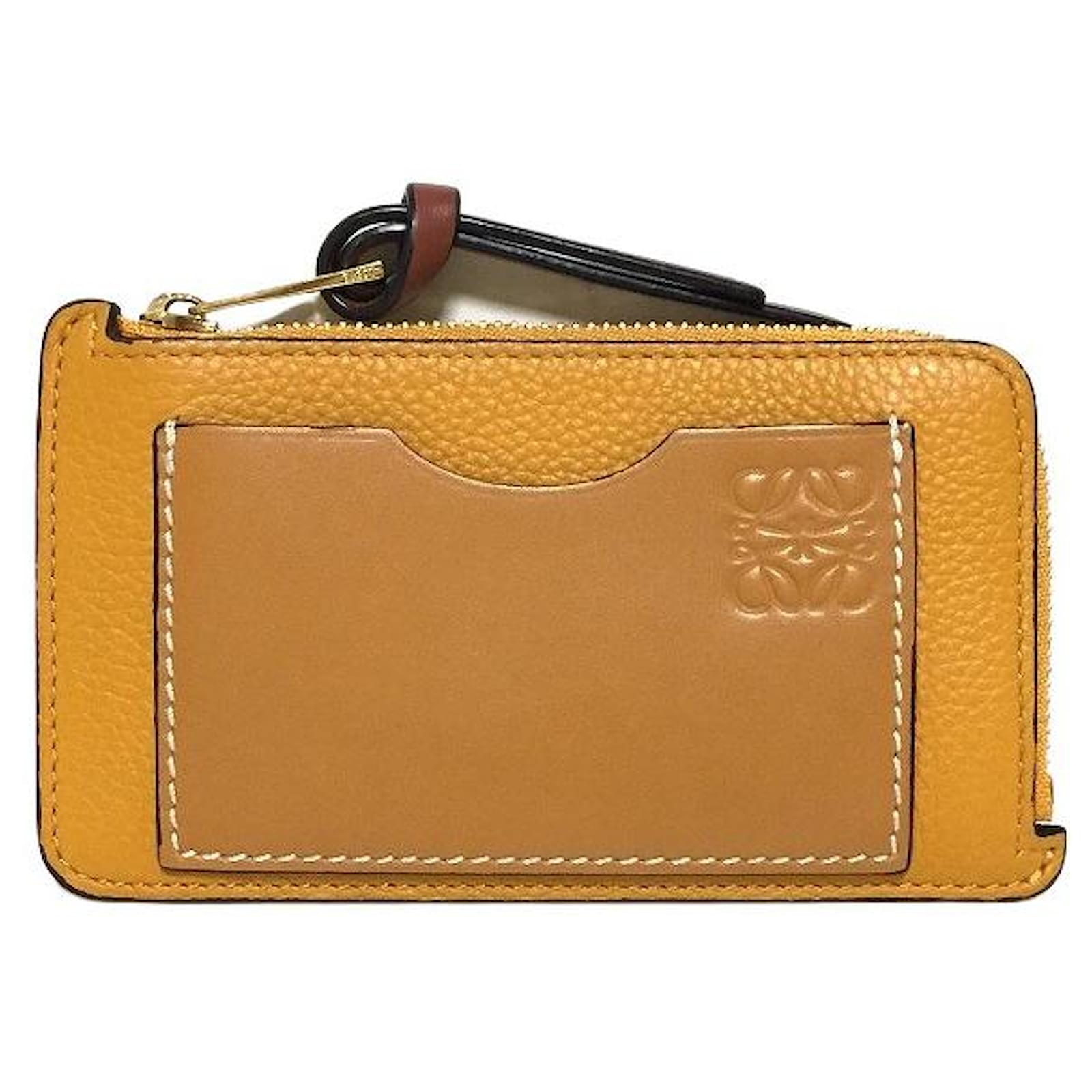 Loewe Yellow Leather ref.612405 - Joli Closet