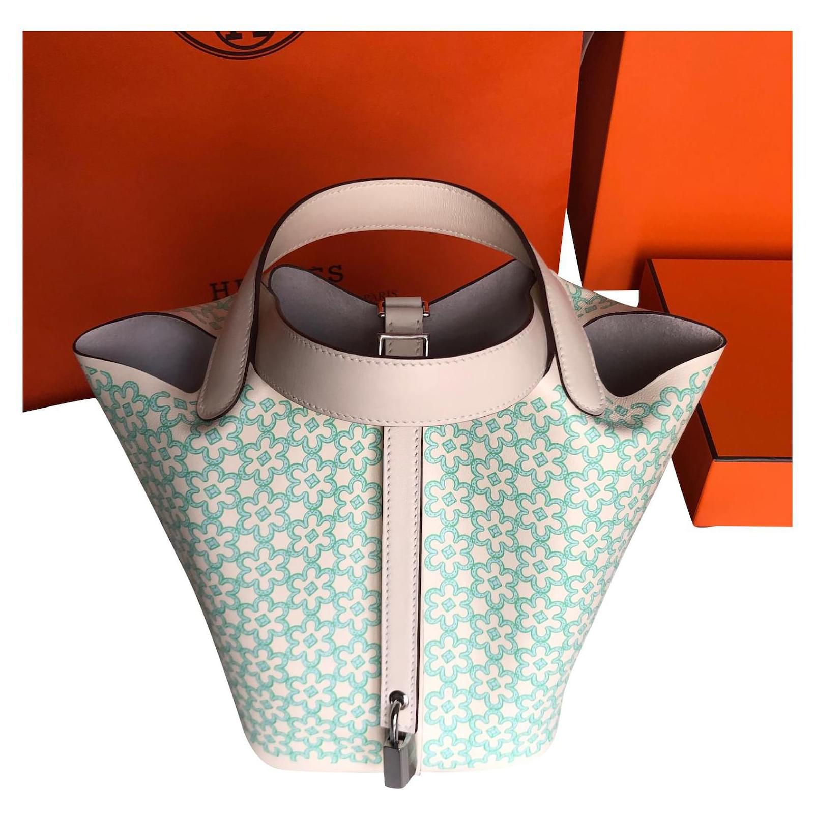Hermès Picotin 18 Lucky Daisy Limited Edition Swift calf leather White ...