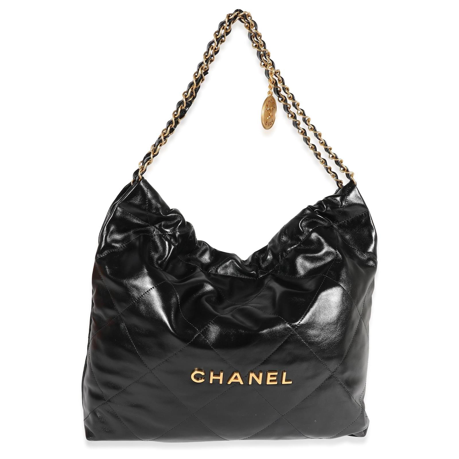 Chanel Cuir de veau brillant matelassé noir Small 22 Sac Veau façon ...