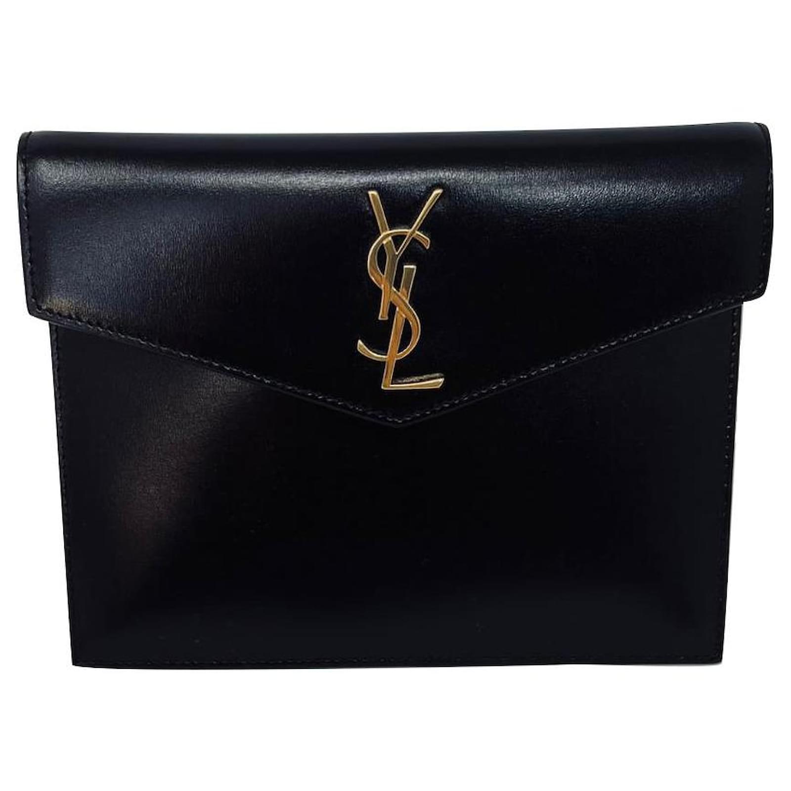 Saint Laurent Clutch Monogram envelope Black Leather ref.624273 - Joli ...