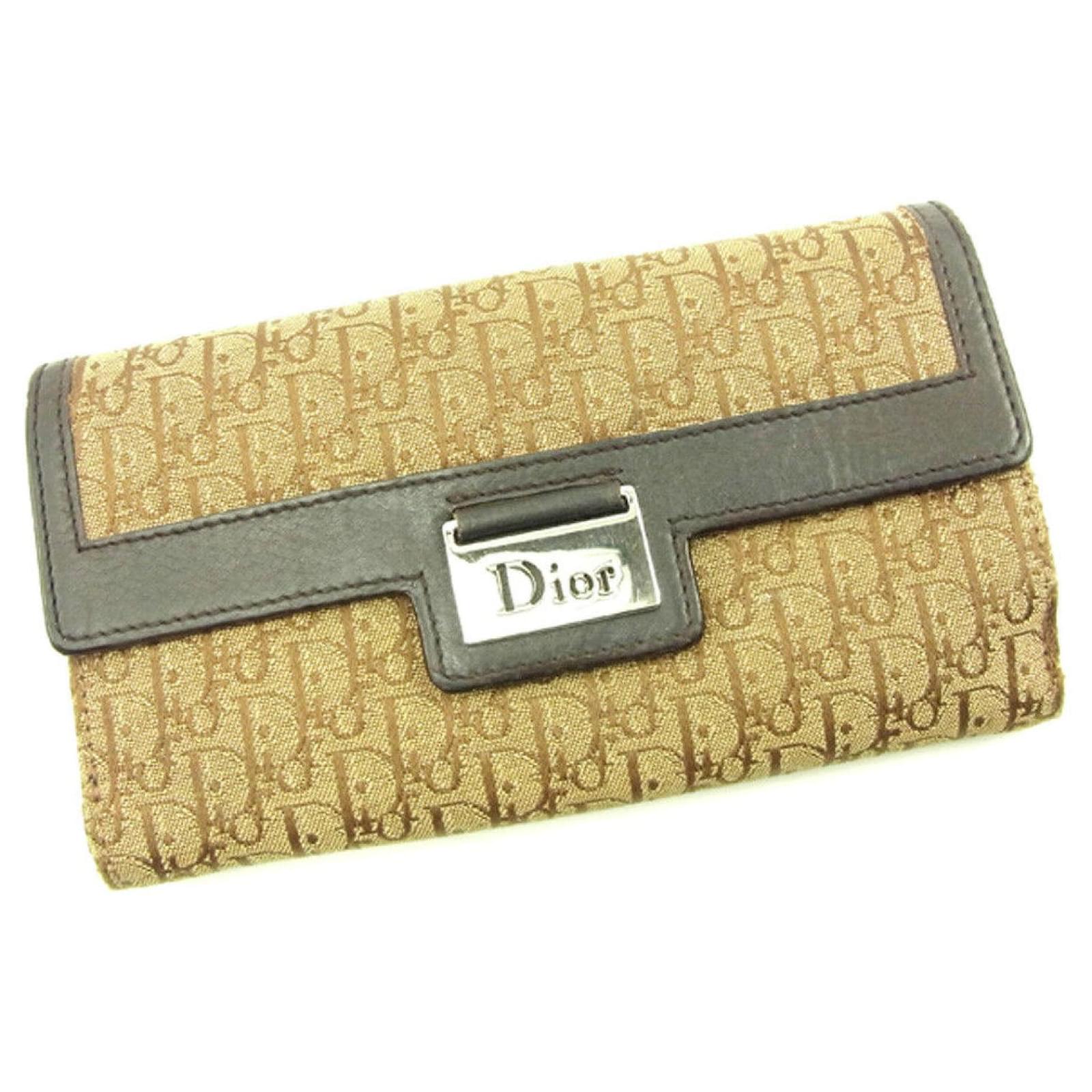 Christian Dior Wallets Brown Leather ref.628502 - Joli Closet
