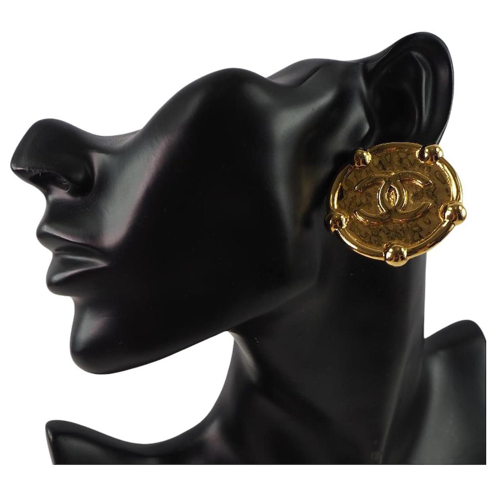 Chanel COCO Mark Golden Gold-plated ref.631907 - Joli Closet