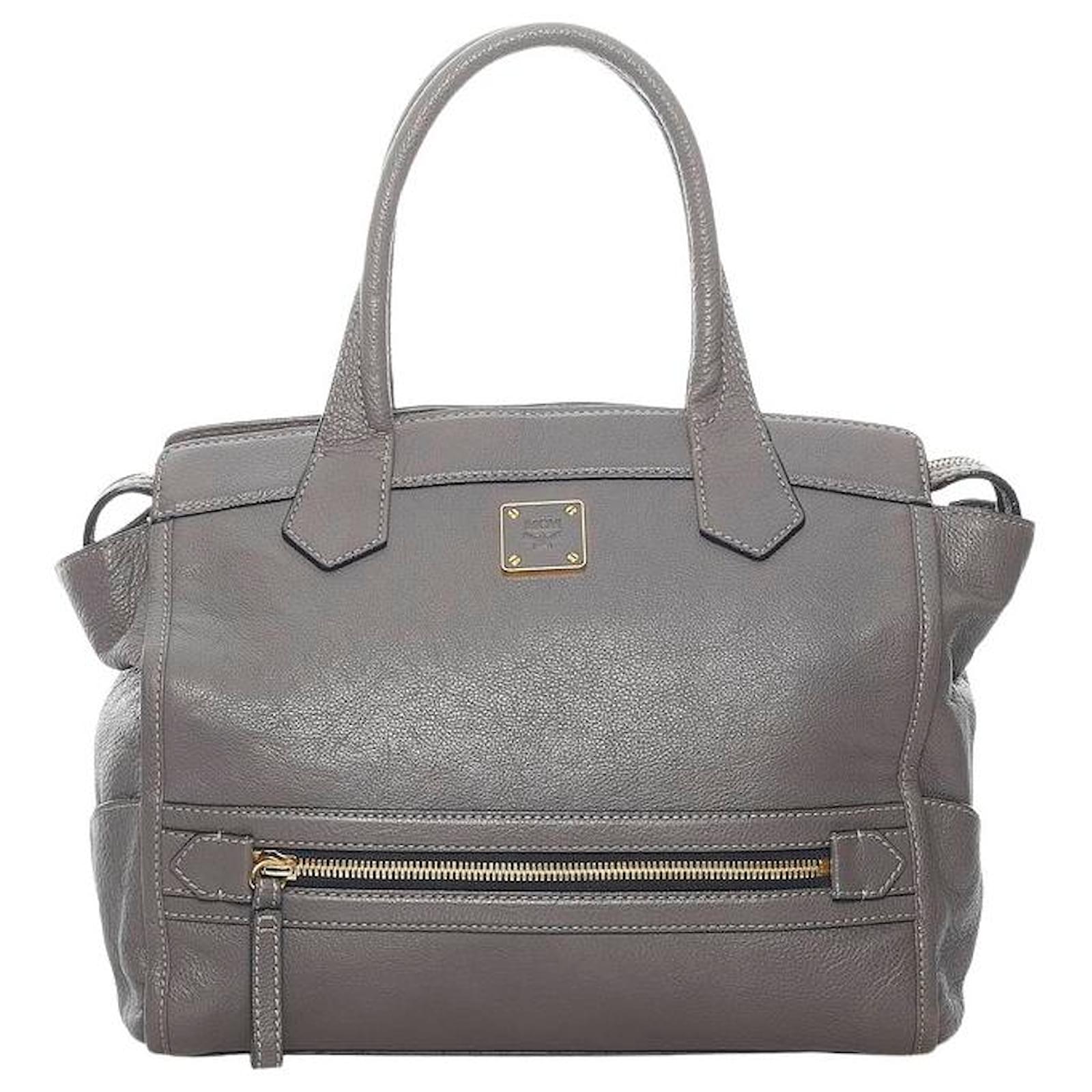 MCM Grey Leather ref.637701 - Joli Closet
