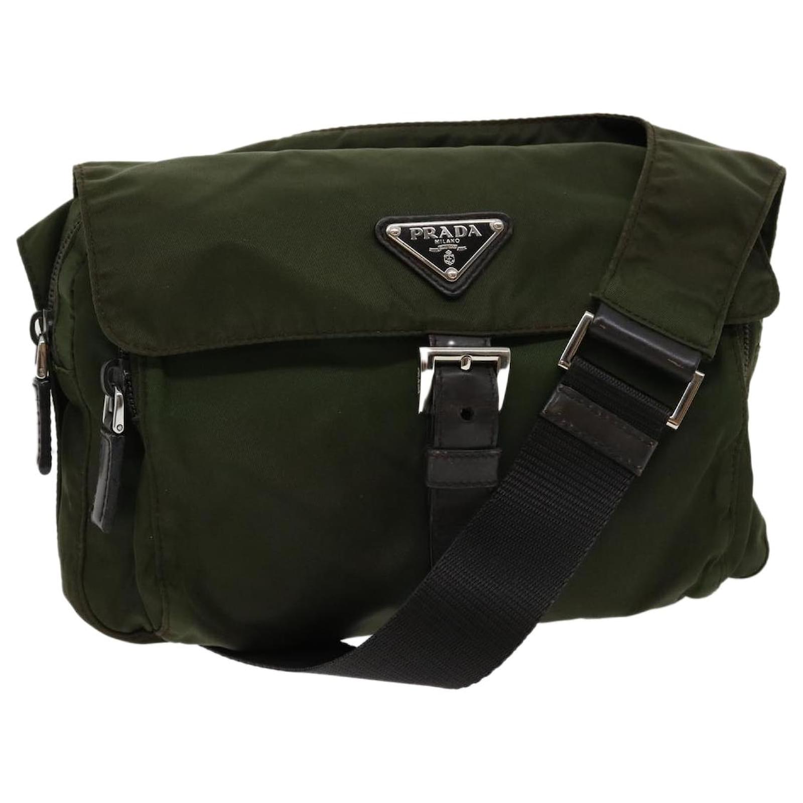 Prada Green Synthetic ref.641033 - Joli Closet