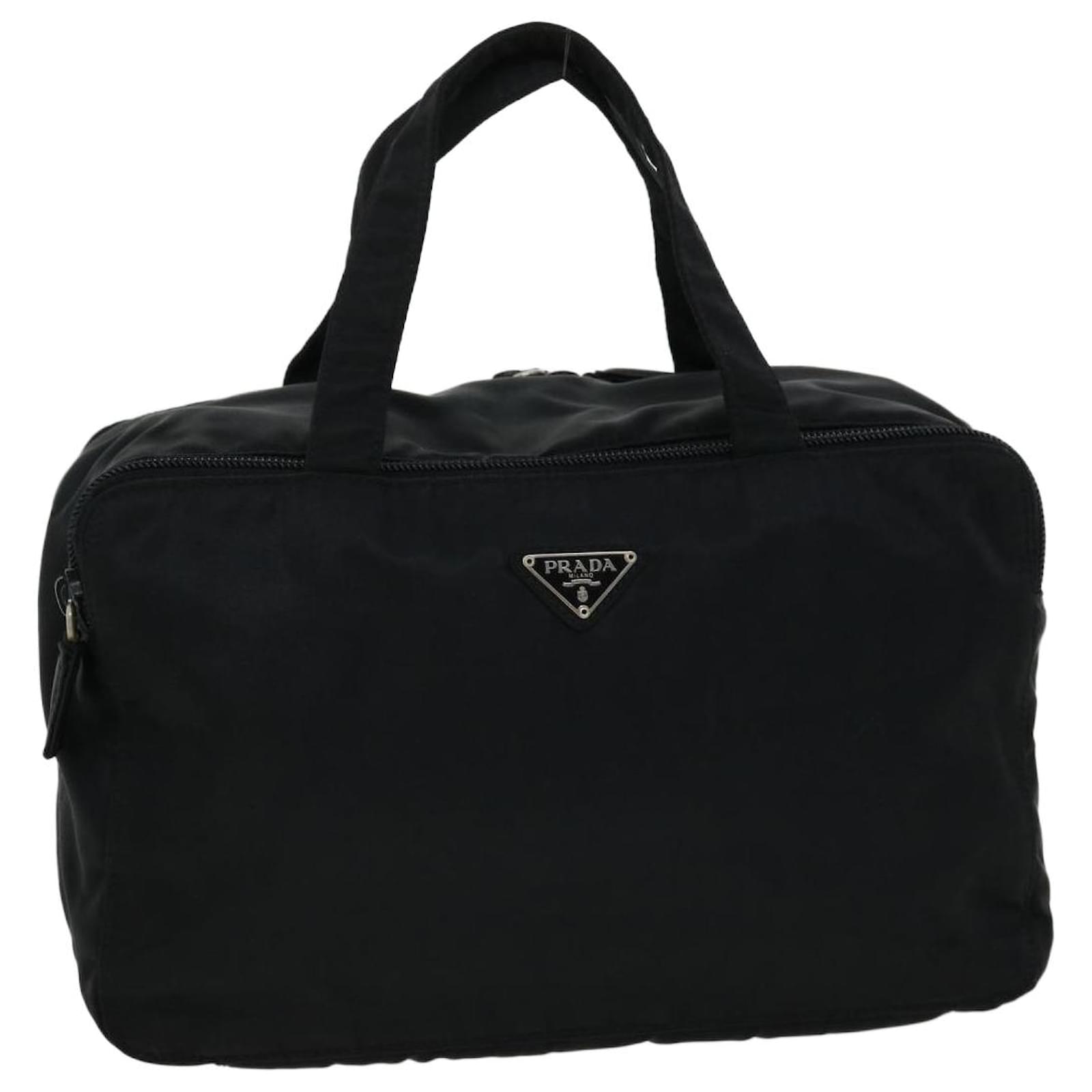 PRADA Handtasche Nylon Schwarz Auth cl135 ref.647082 - Joli Closet