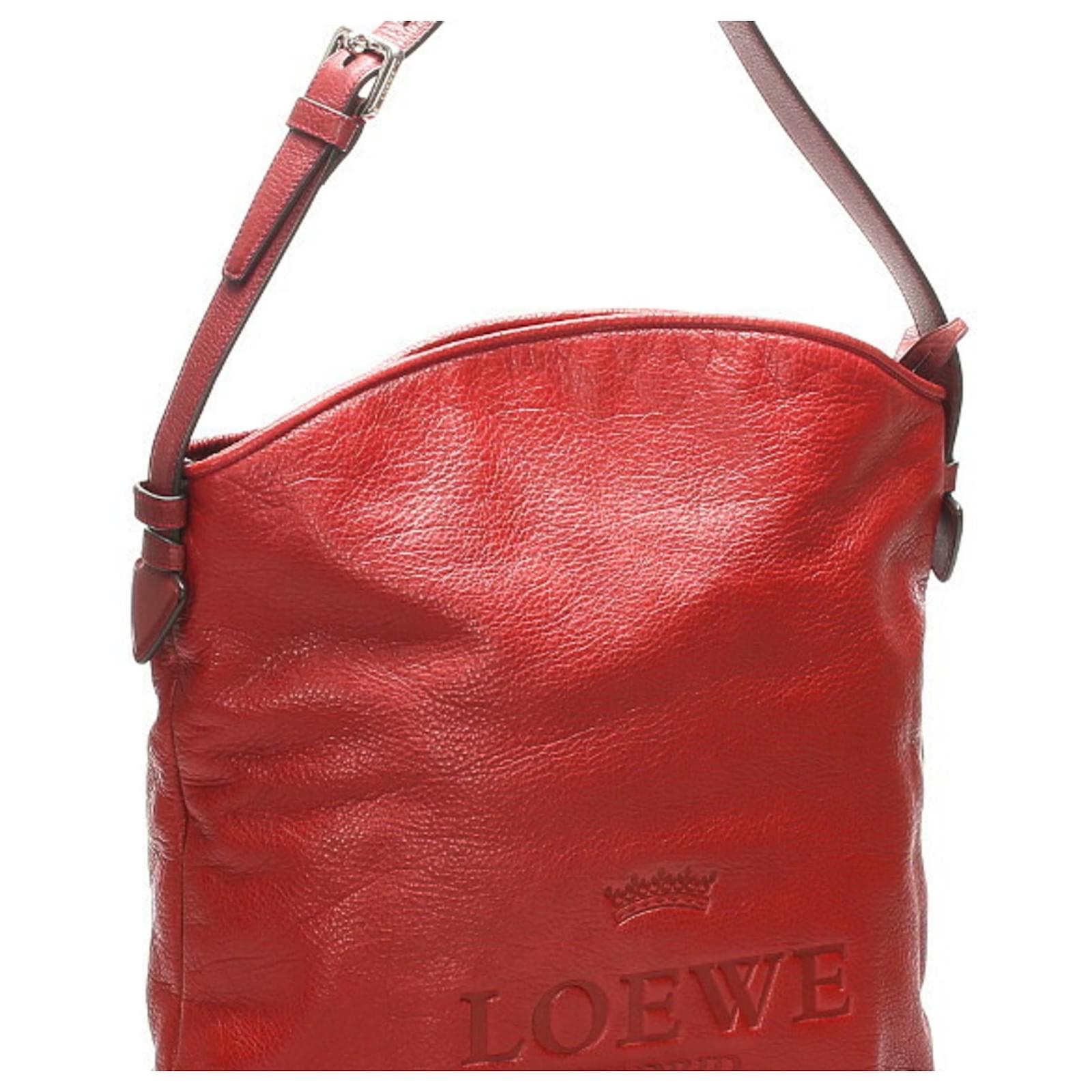 Loewe -- Red Leather ref.649605 - Joli Closet