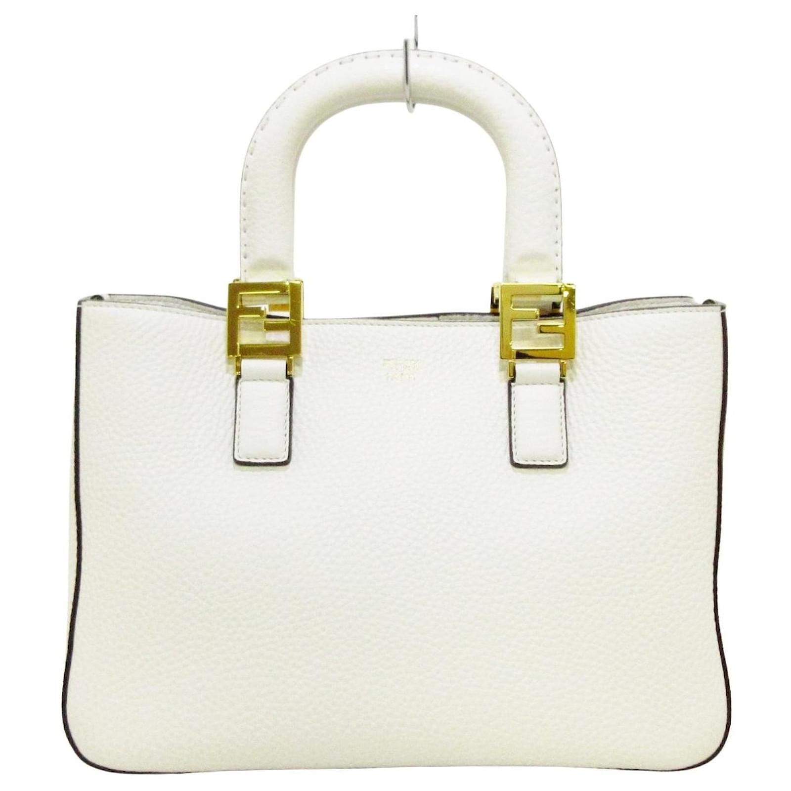 Fendi FF White Leather ref.649991 - Joli Closet
