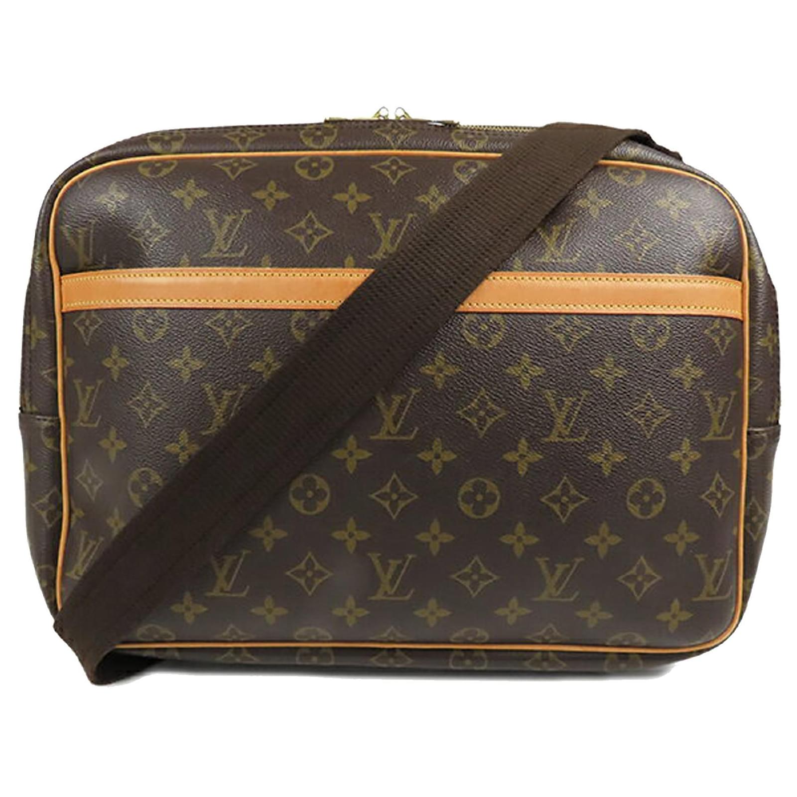 Louis Vuitton Brown Monogram Reporter GM Cloth ref.652139 - Joli Closet