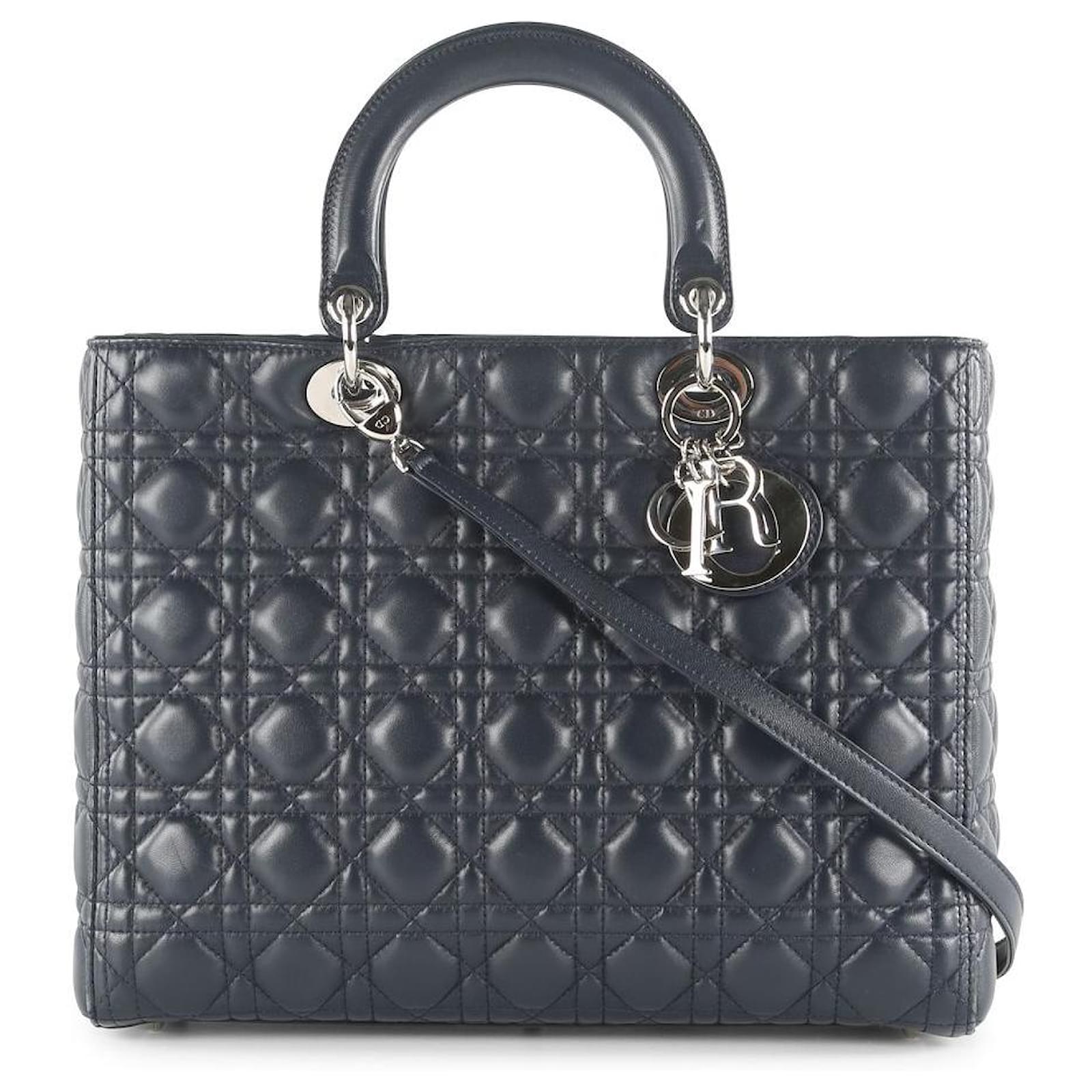 Grand sac cabas Lady Dior en cuir cannage bleu marine Christian Dior ...
