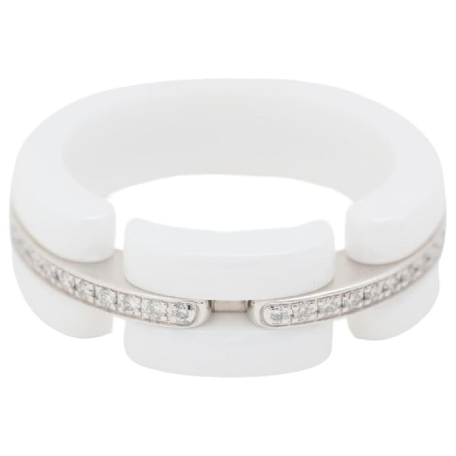 Chanel Ultra Pavé Diamond Rings White White gold Ceramic ref.656705 ...