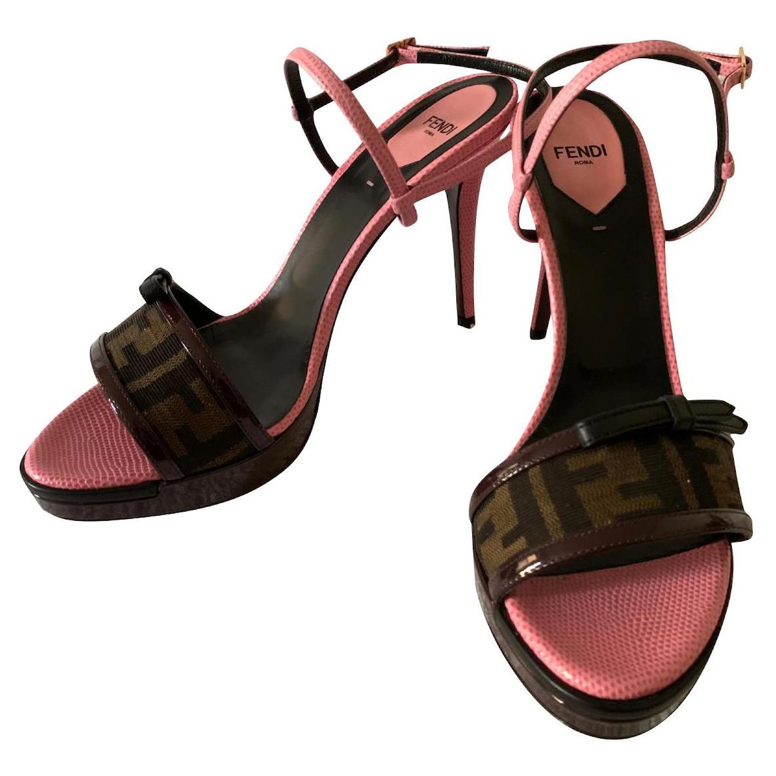 Fendi Pink heels Multiple colors Leather ref.659927 - Joli Closet