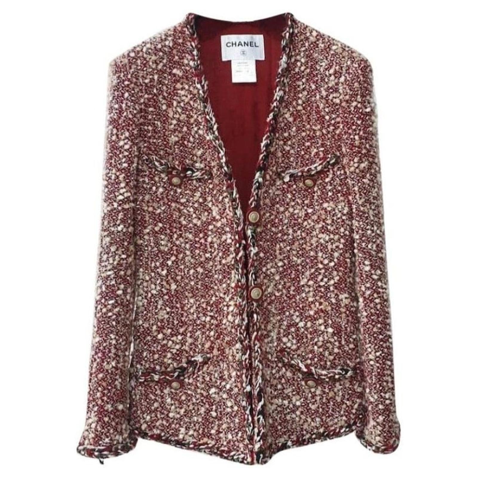 Chanel Vestes Tweed Rouge ref.662811 - Joli Closet