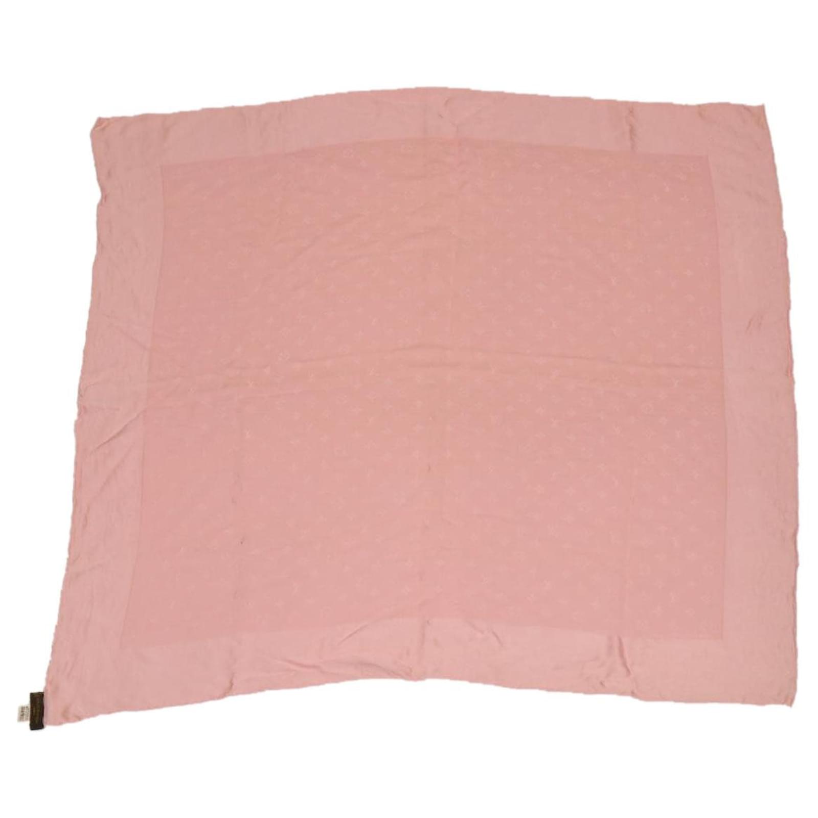 Louis Vuitton Pink Silk ref.666727 - Joli Closet