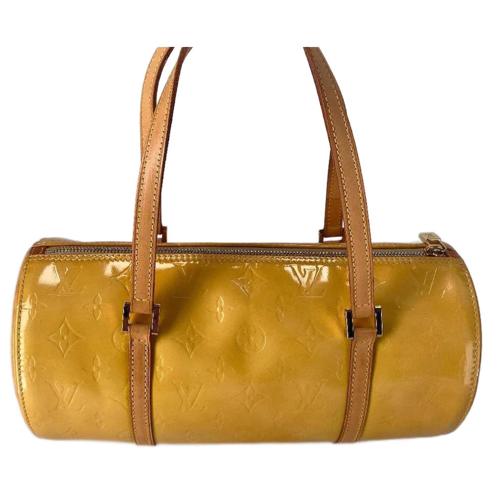 Yellow Leather Louis Vuitton Papillon ref.668616 - Joli Closet