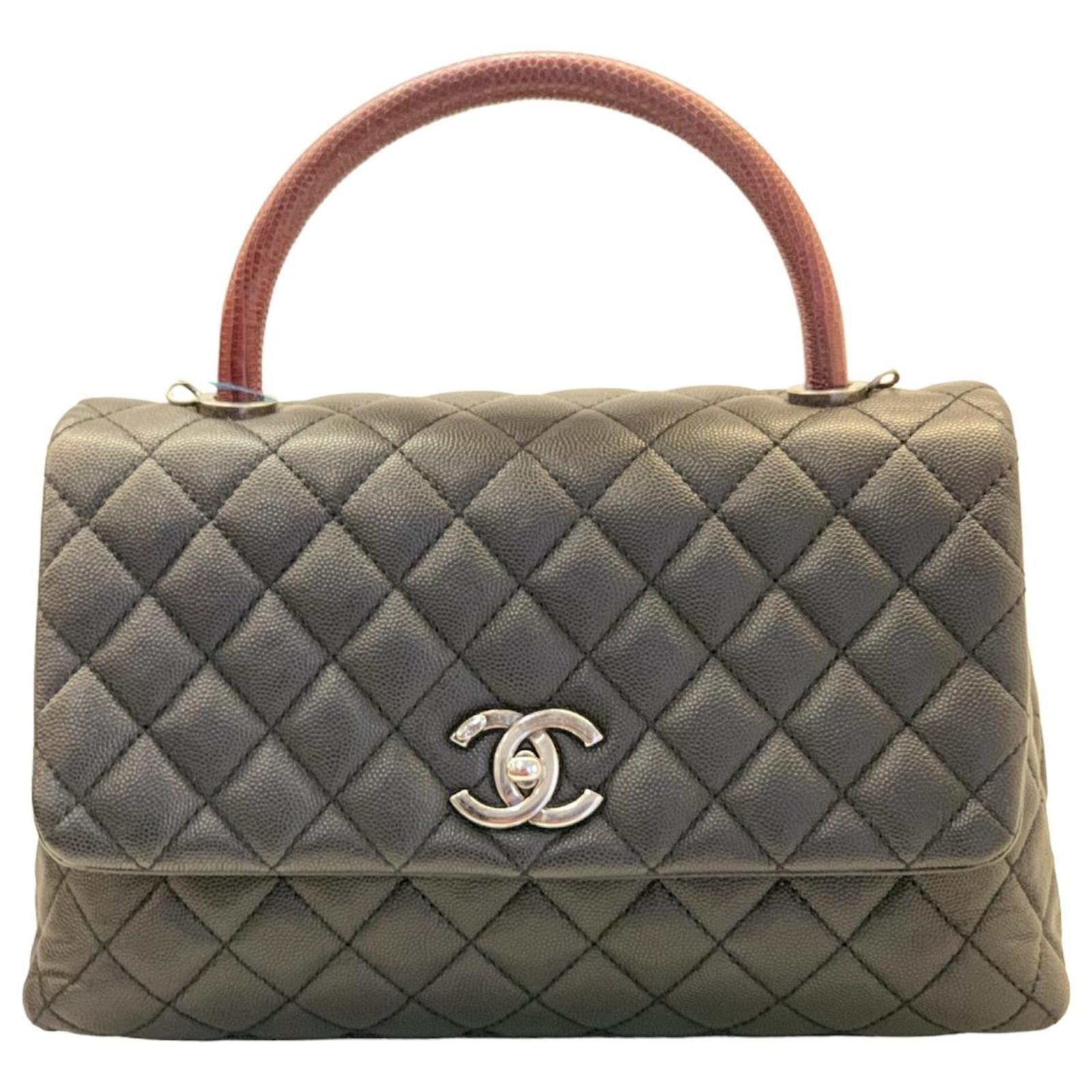 Coco Handle Chanel Handbags Black Leather ref.669587 - Joli Closet