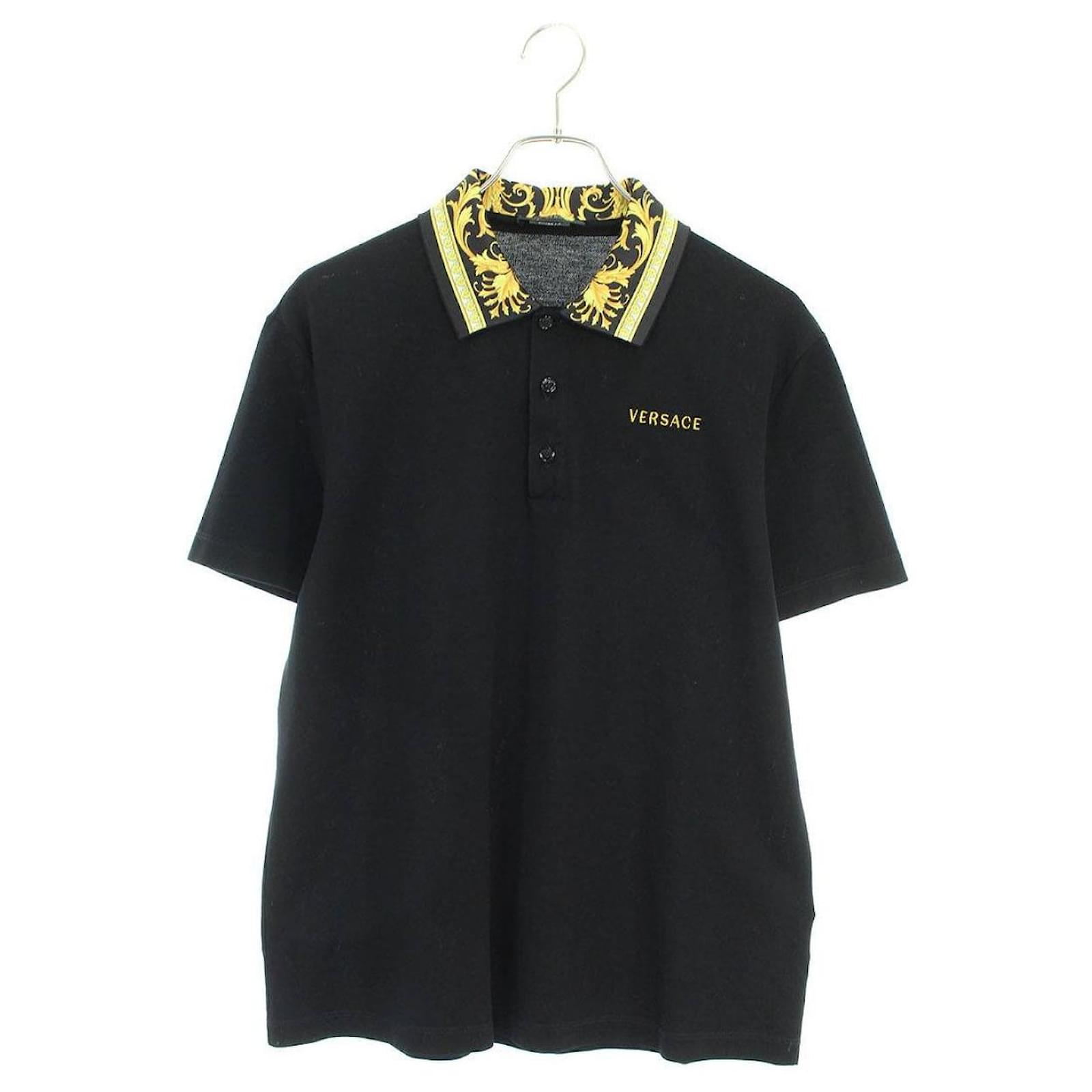*VERSACE Baroque pattern switching logo embroidery short sleeve polo ... *VERSACE Baroque pattern switching logo embroidery short sleeve polo ...