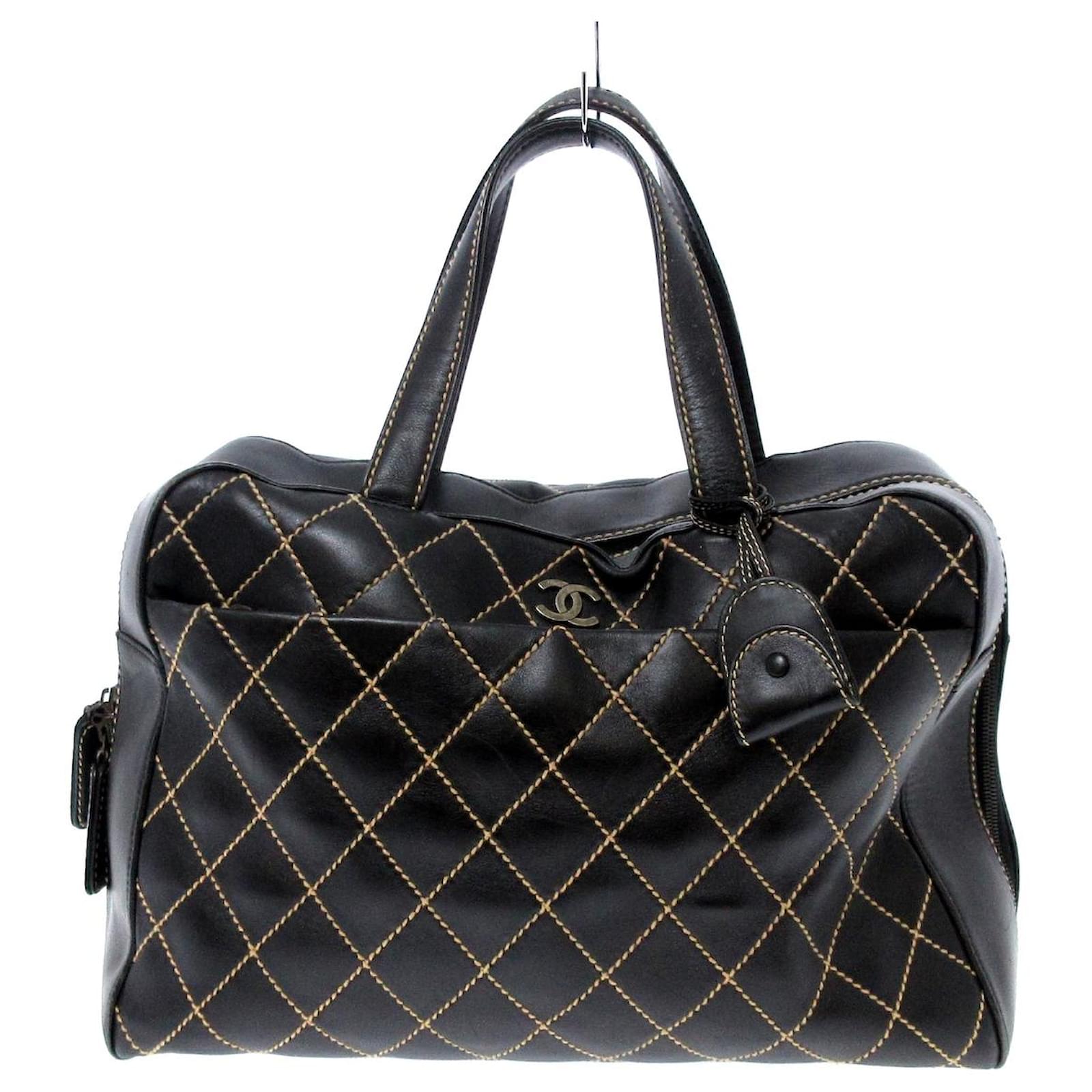 Chanel Wild Stitch Black Leather ref.JC679950 (Sold) - Joli Closet