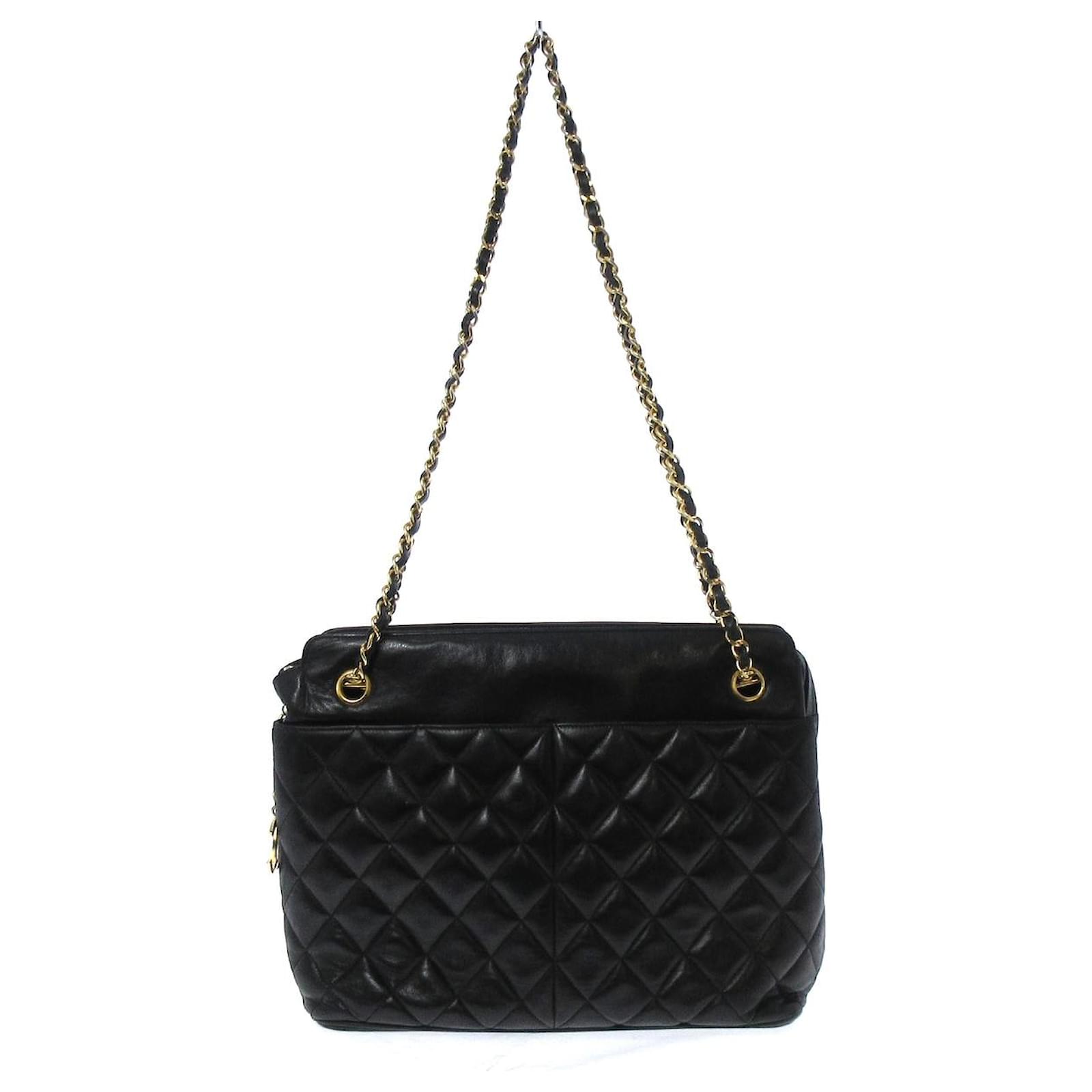 Chanel Matrasse Black Leather ref.681433 - Joli Closet