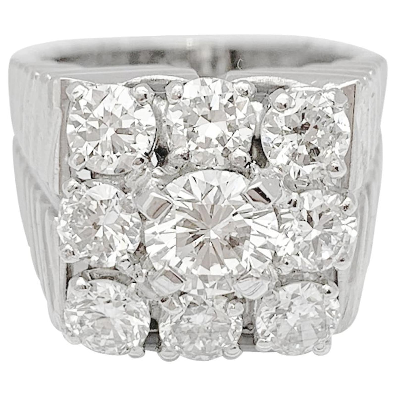 inconnue Vintage signet ring, platinum and diamonds. ref.686088 - Joli ...