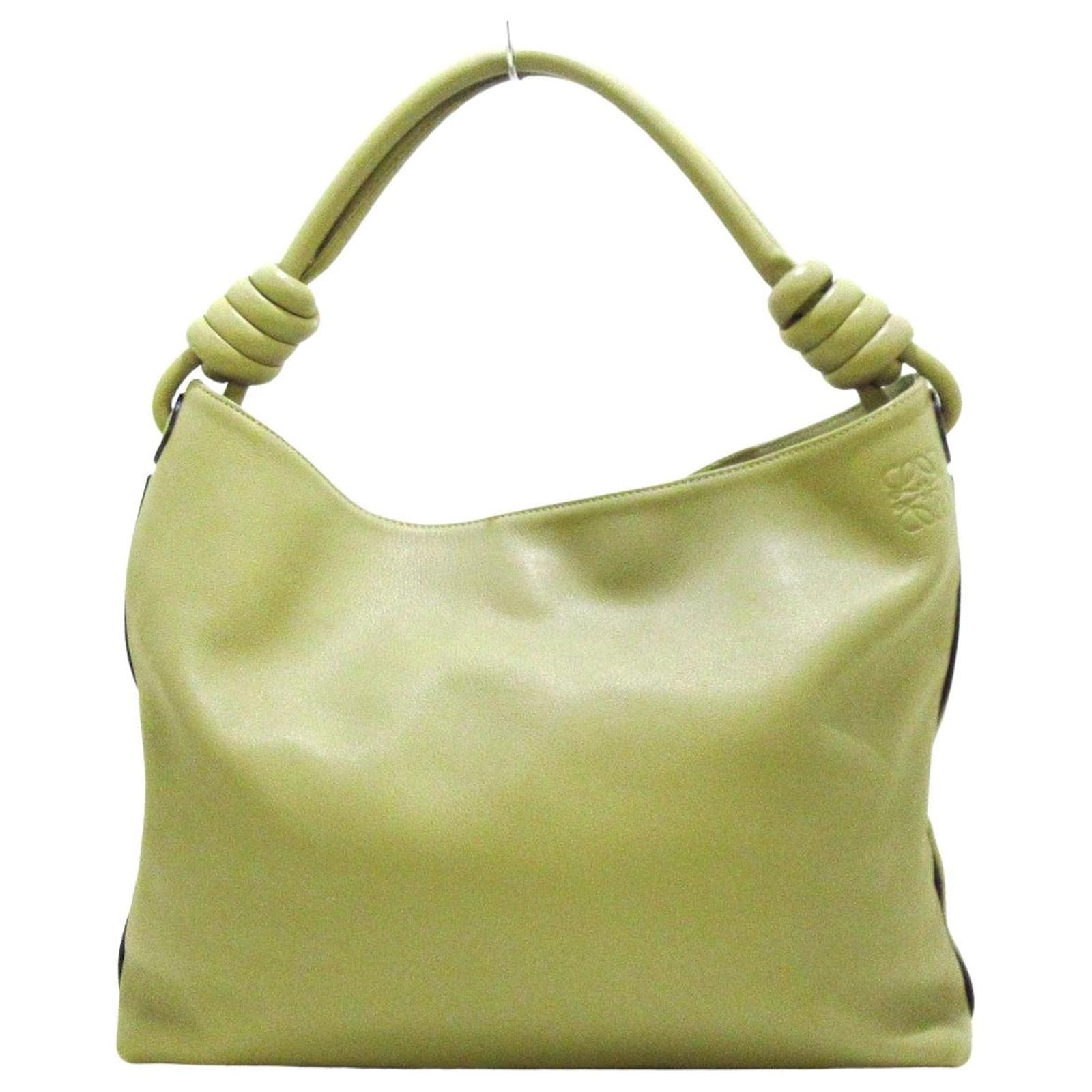 Loewe Flamenco Green Leather ref.688340 - Joli Closet