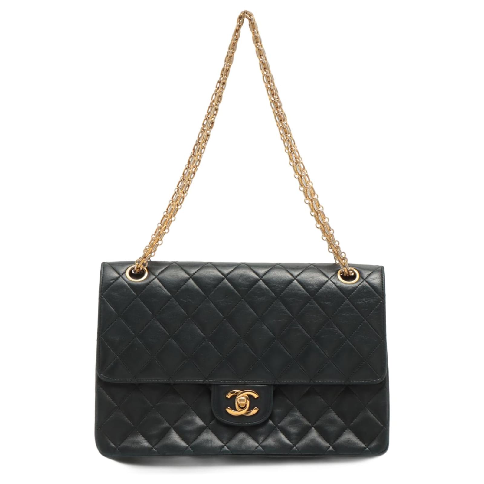 Chanel Timeless Black Leather ref.688371 - Joli Closet