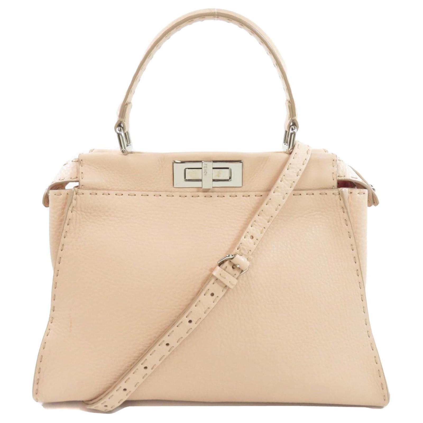 Fendi Beige Leather ref.695119 - Joli Closet
