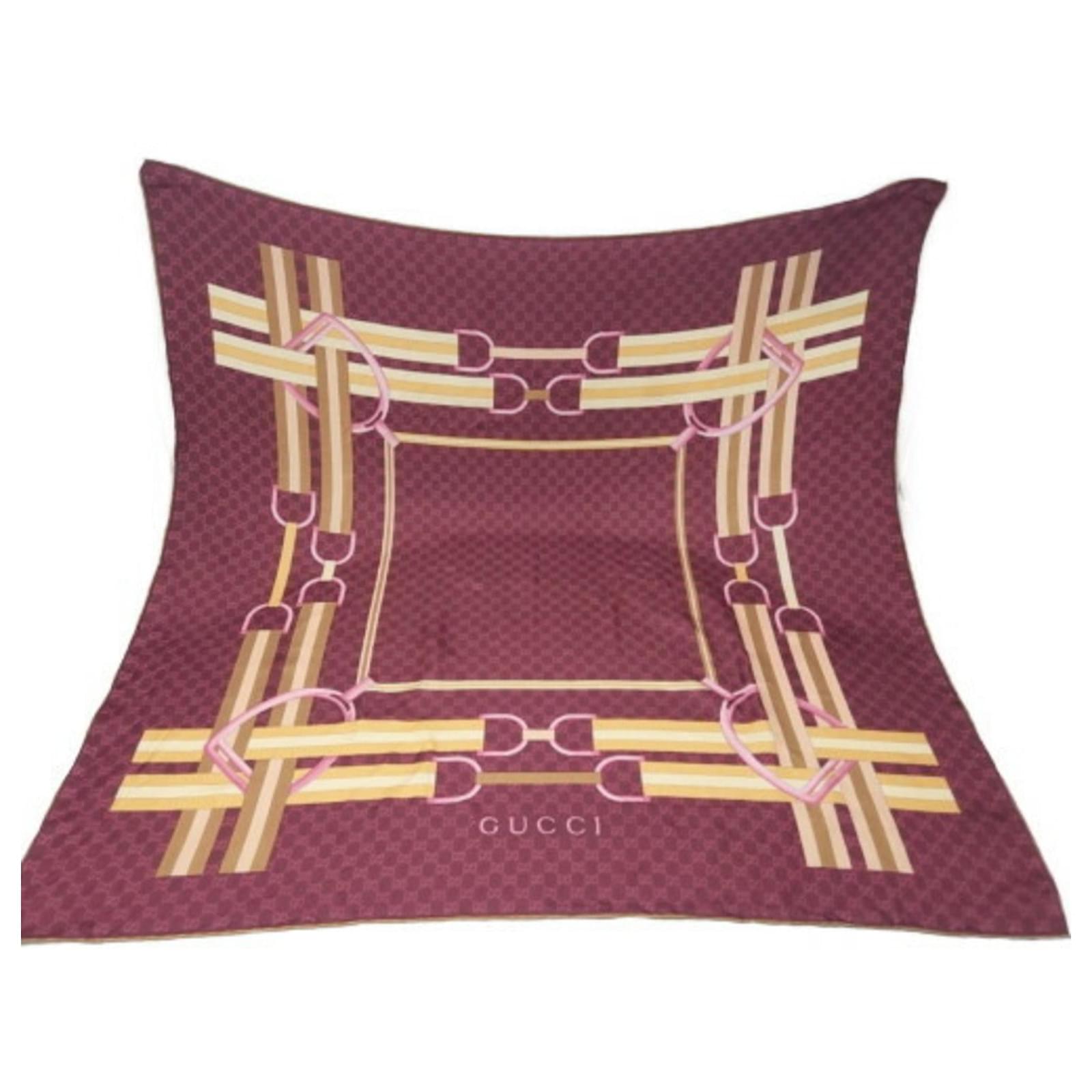 gucci Multiple colors Silk ref.695153 - Joli Closet