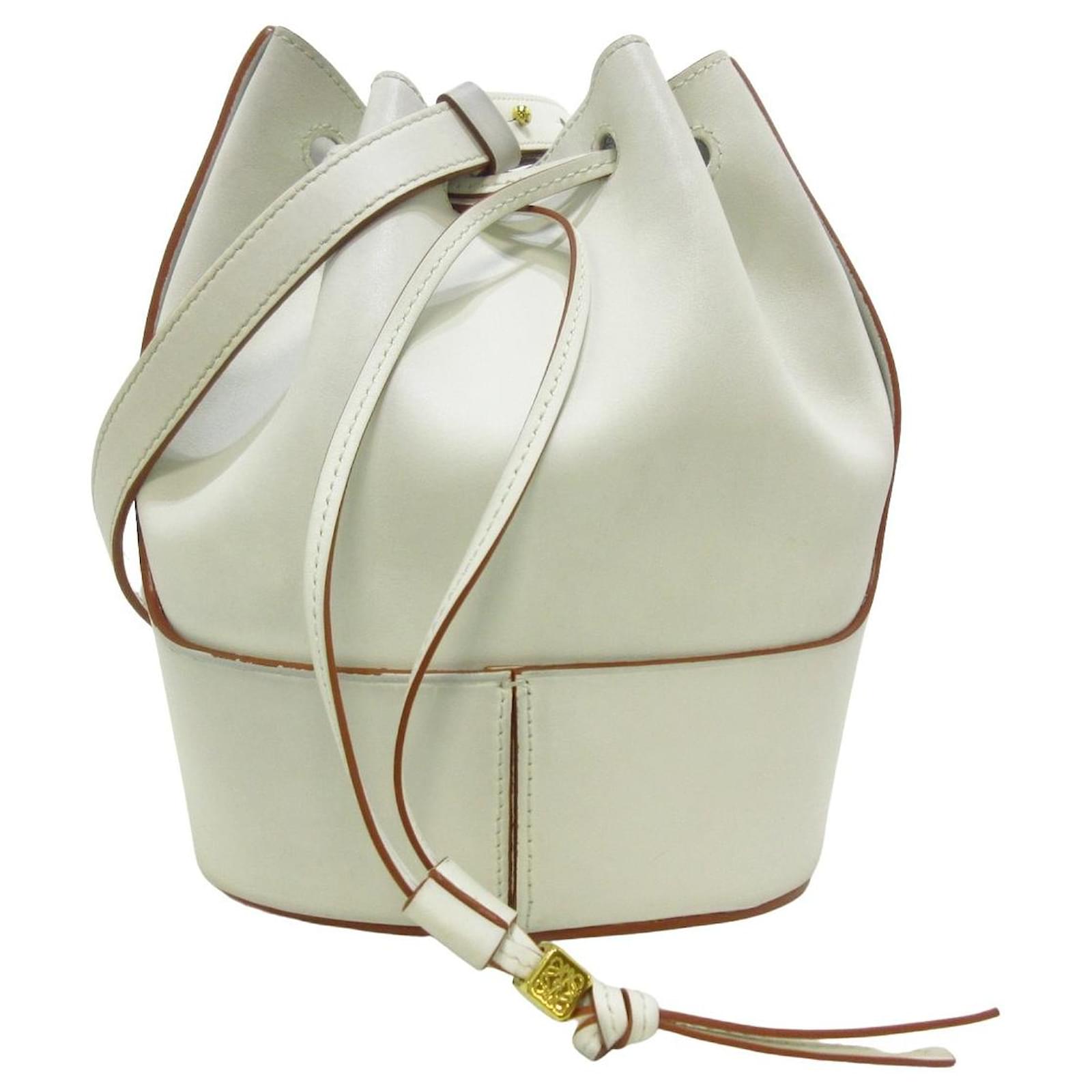 Loewe Balloon White Pony-style calfskin ref.700939 - Joli Closet