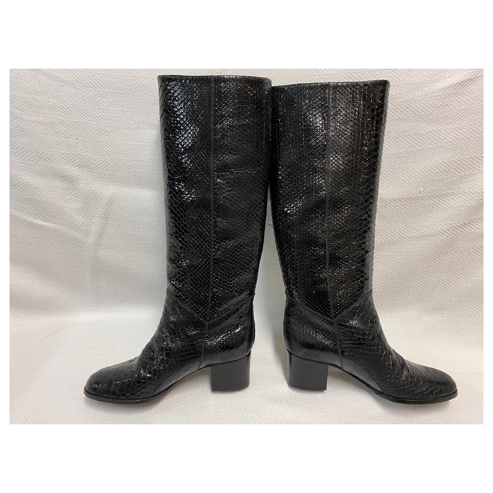 Chanel Boots Black Python ref.701902 - Joli Closet