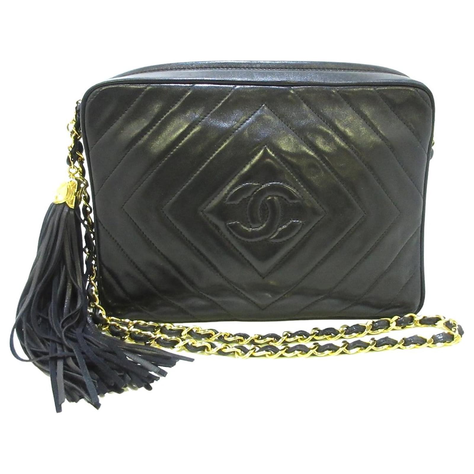 Chanel Cuir Noir ref.704620 - Joli Closet