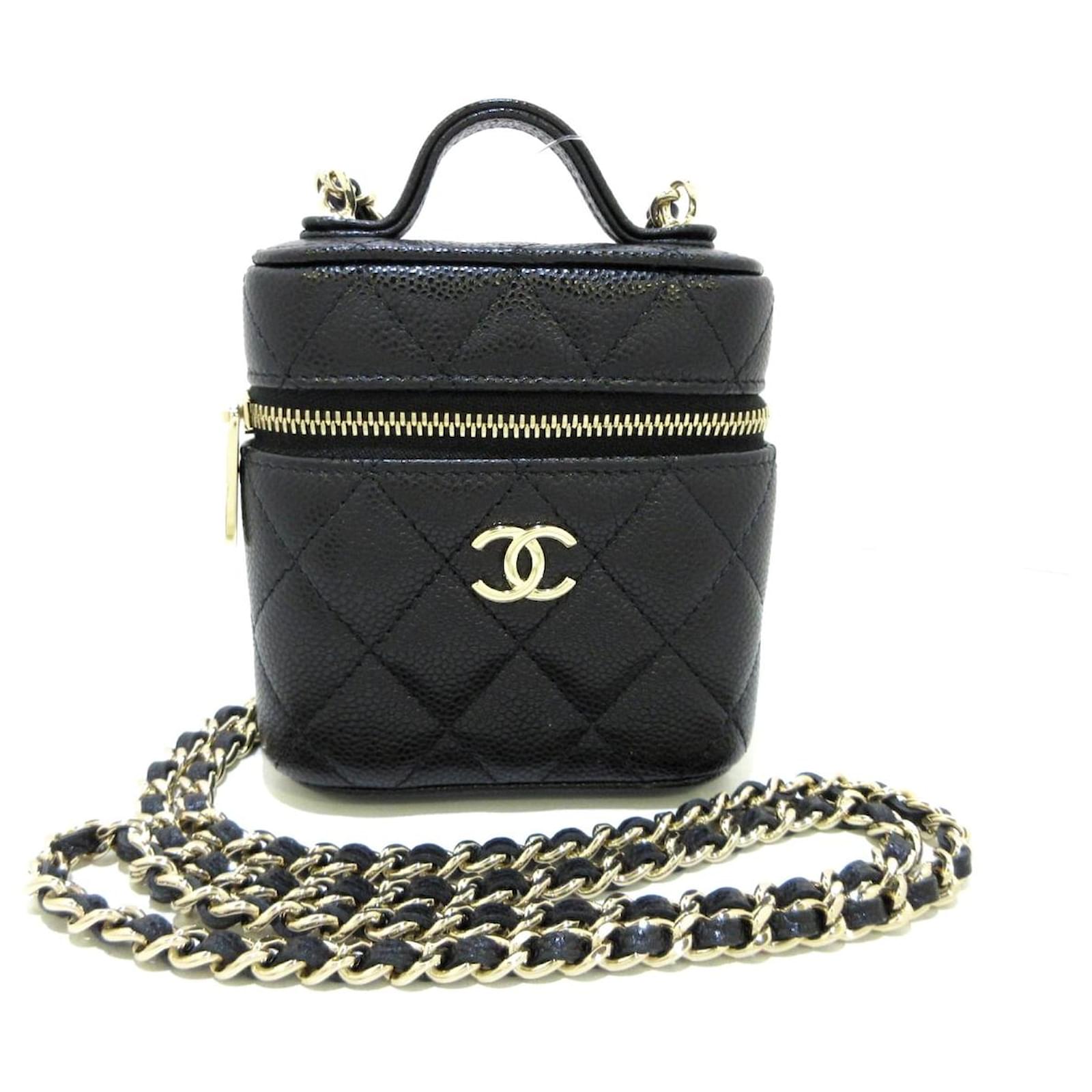 Chanel Vanity Black Leather ref.704880 - Joli Closet