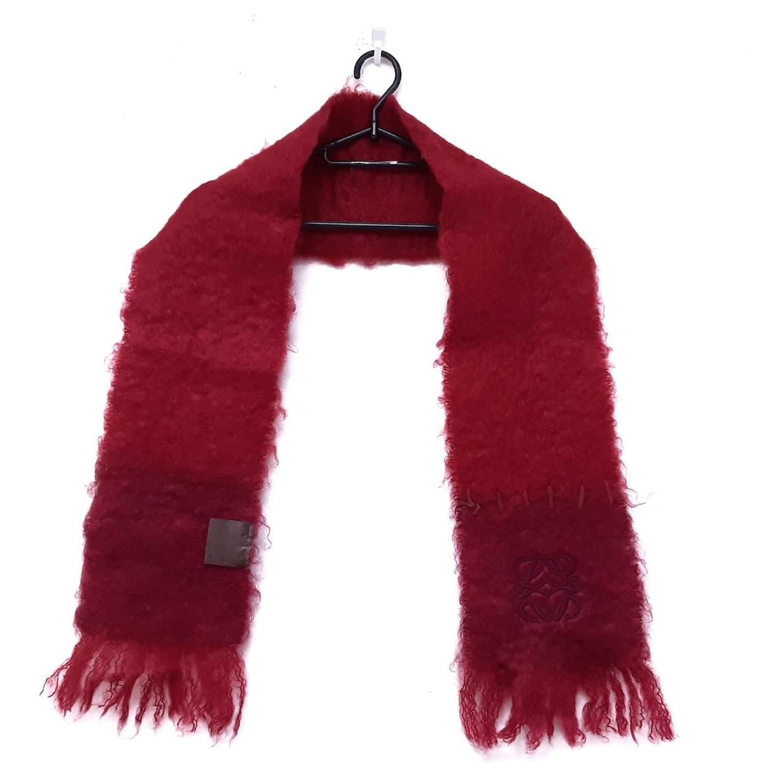 Loewe Red Wool ref.706037 - Joli Closet