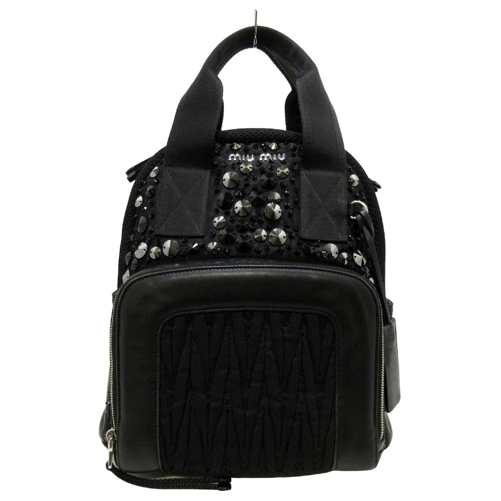 miu miu Black Leather ref.706415 - Joli Closet