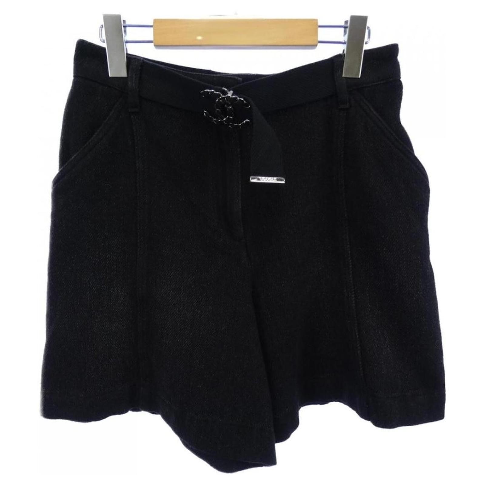 * CHANEL Shorts Black Cotton ref.707159 - Joli Closet