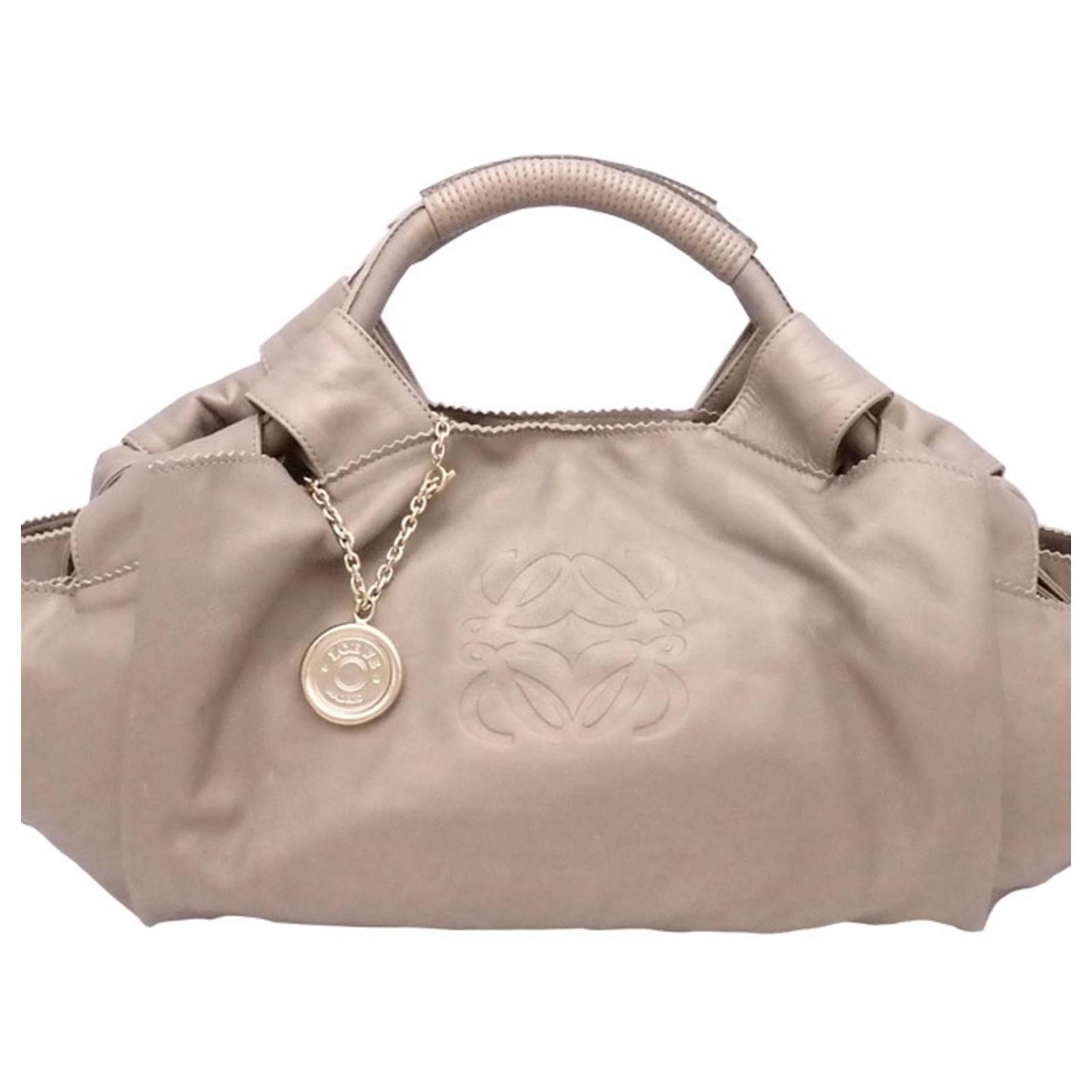 Loewe Nappa Beige Leather ref.709085 - Joli Closet